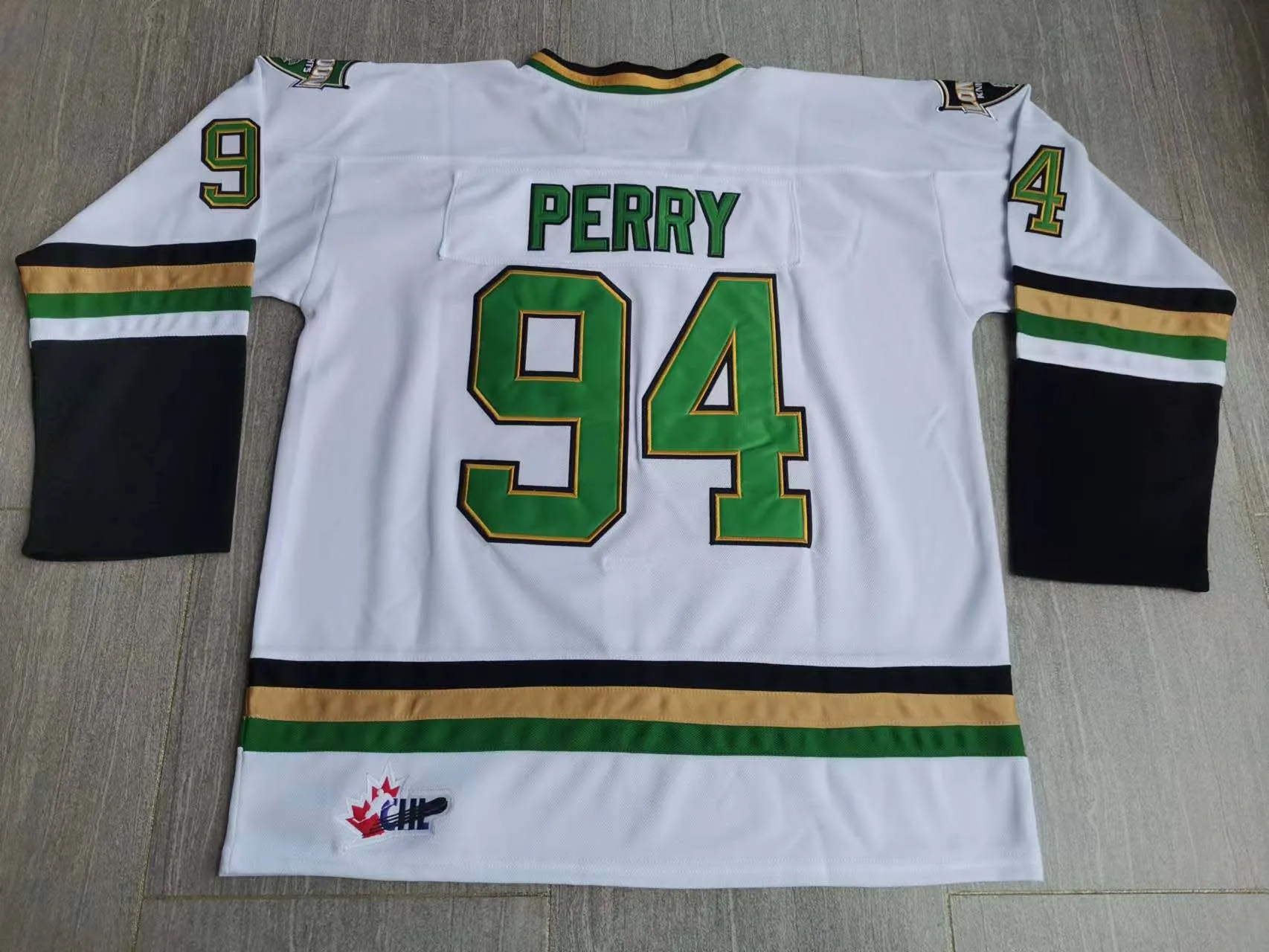 DHgate.com:London Knights 94 Corey Perry Men Youth Women Vintage High ...