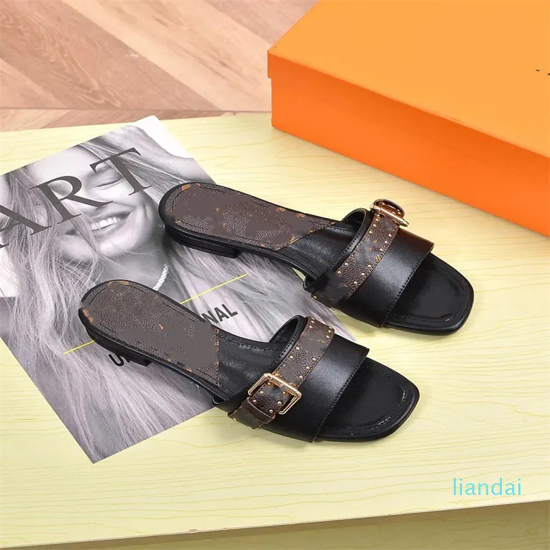 Designer Beach Slippers: Women's Flat Summer Sandals, Fashion Luxury ...