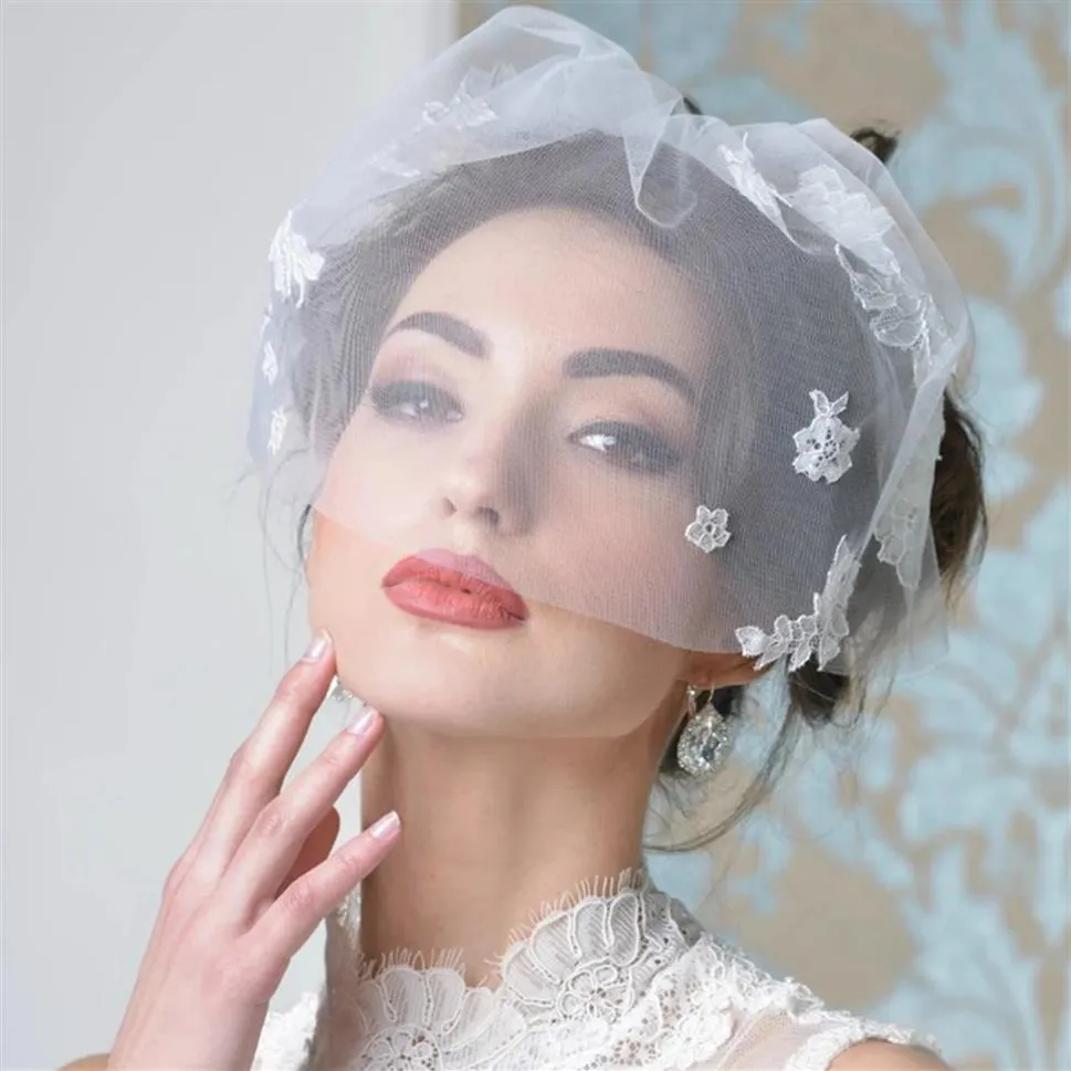 DHgate.com:Elegant Ivory Bridal Veil With Comb For Wedding:Wedding ...