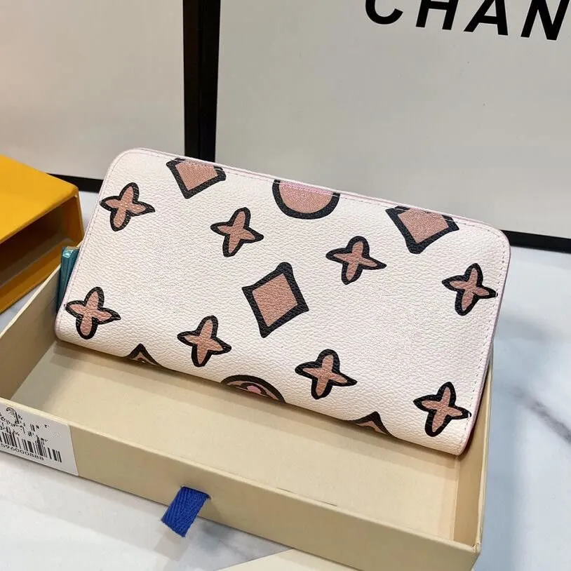 DHgate.com:2024 Star Print Classic Designer Clutch Leather Wallet ...