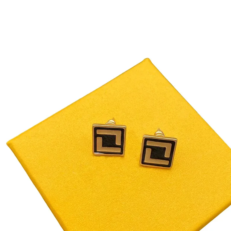 Fashion Designer Women's Stud Earrings Pearl Jewelry Gold Letters Hoop ...
