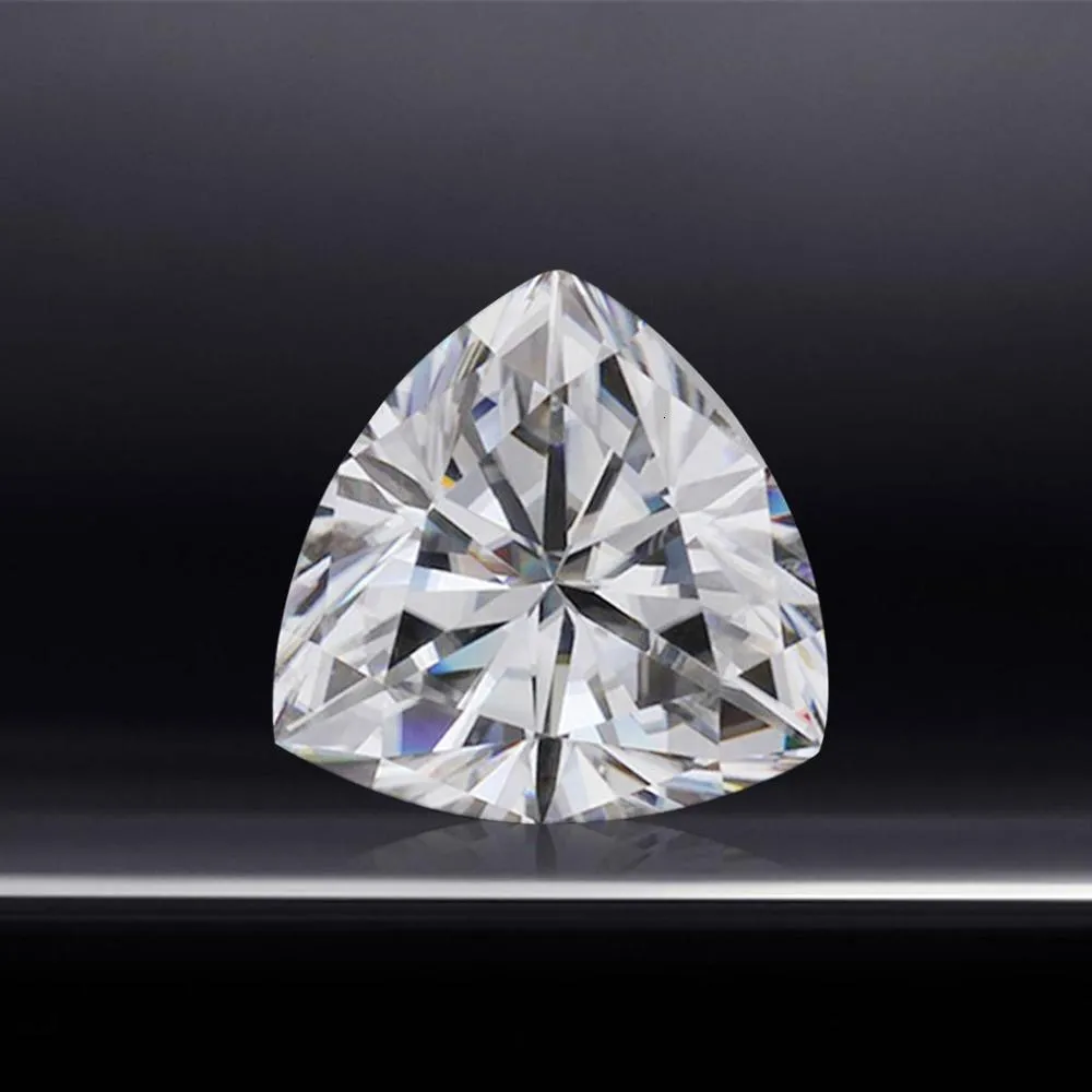 DHgate.com:100% D Color VVS1 Trillion Cut Loose Diamonds With Certificate For Jewelry:Jewelry