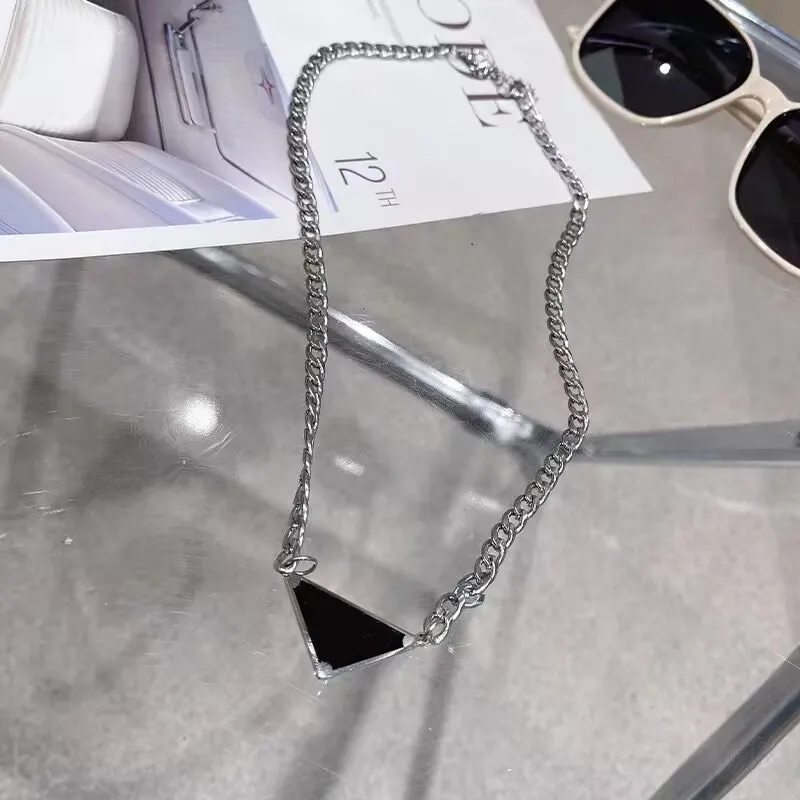 Luxury Designer Triangle Triangle Pendant Necklace With Thick Chains ...