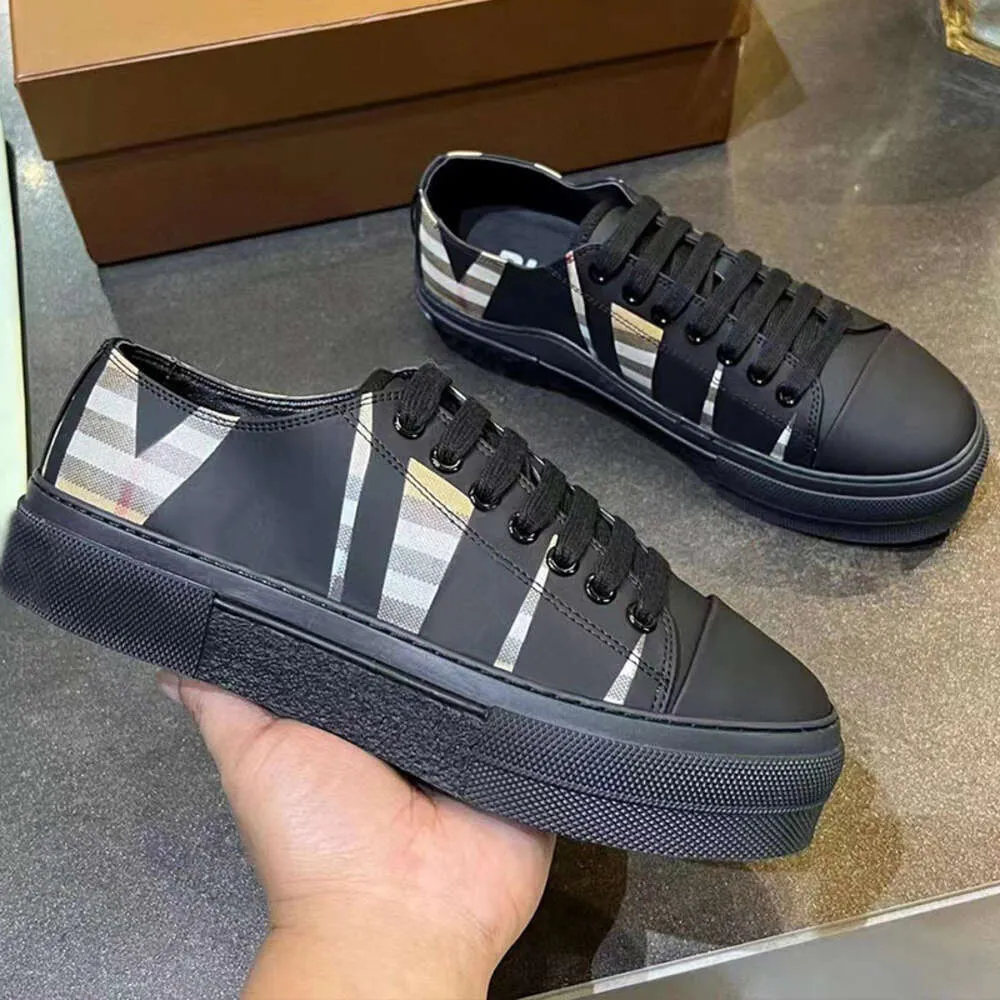 Designer Vintage Print Check Canvas Sneakers For Men Two Tone Cotton ...