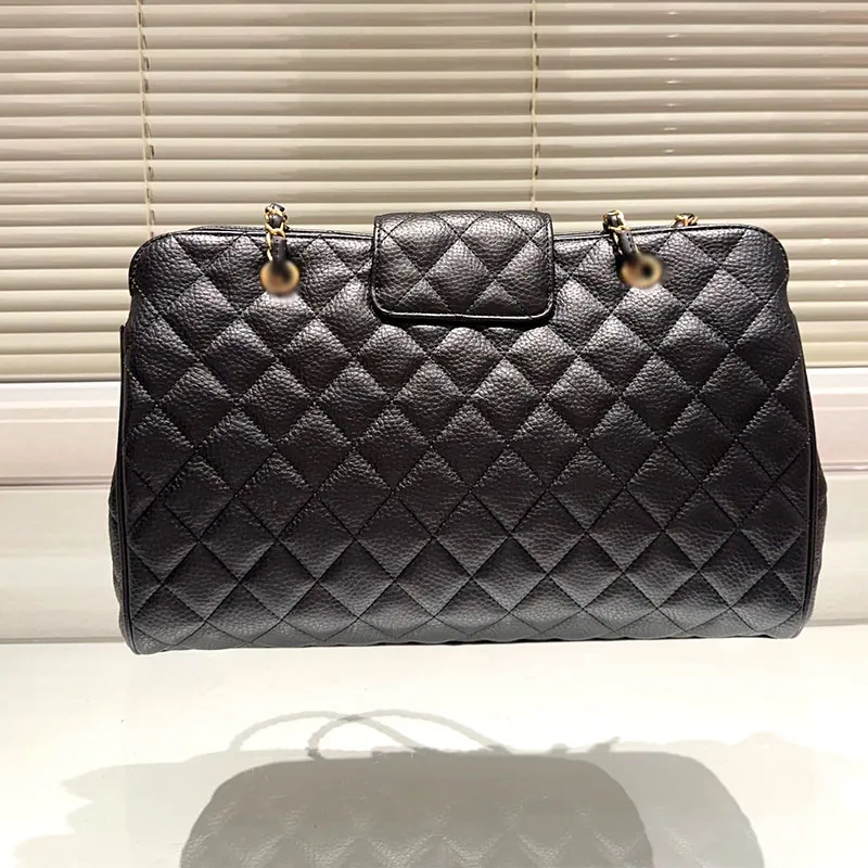 Elegant Retro Tote Bag For Fashionable Women High Quality, Modest, And ...