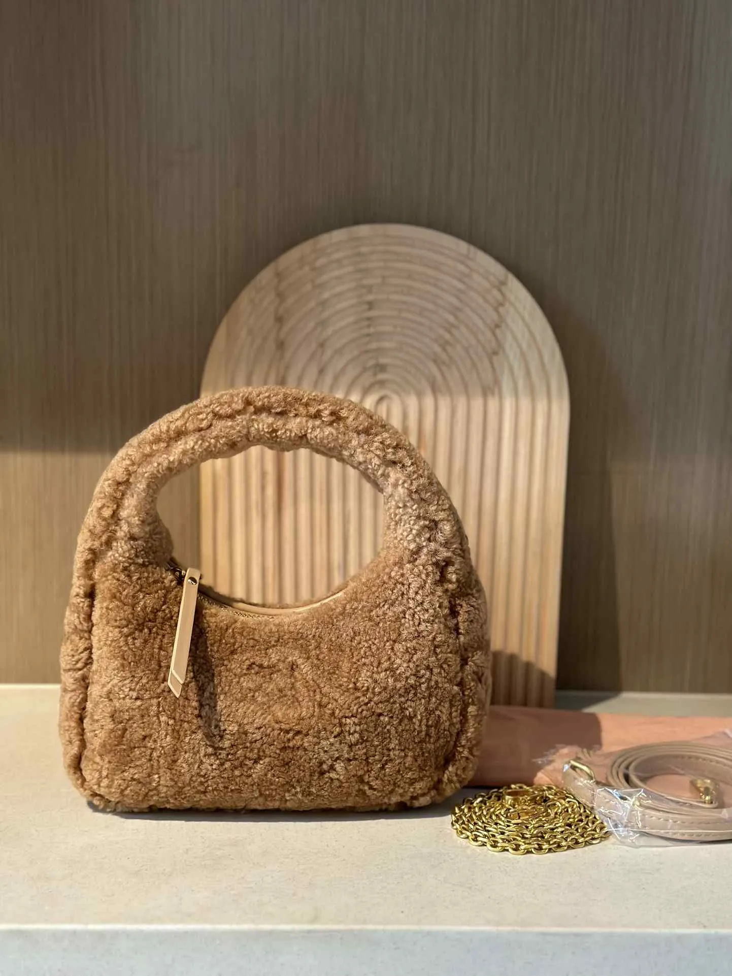Luxury Plush Designer Handbag Brown Fluffy Shoulder Bag With Chain ...