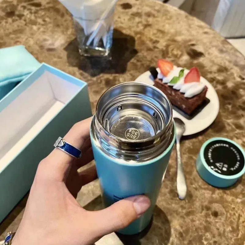 Cyan Smart Temperature Display Water Bottle, 300ml Stainless Steel ...