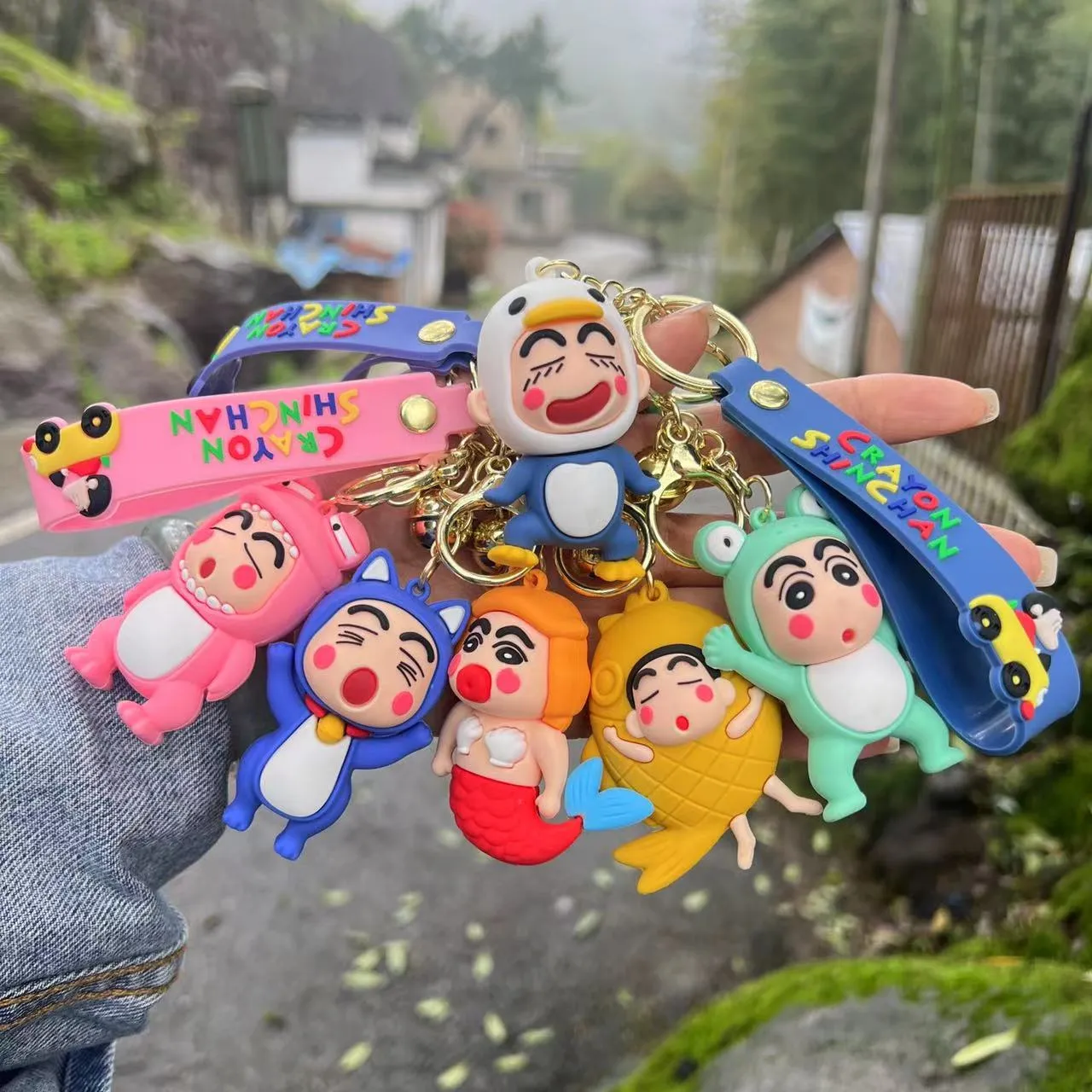 DHgate.com:3D Cartoon Car Keychain, Cute Vehicle Toys, Miniature Doll ...