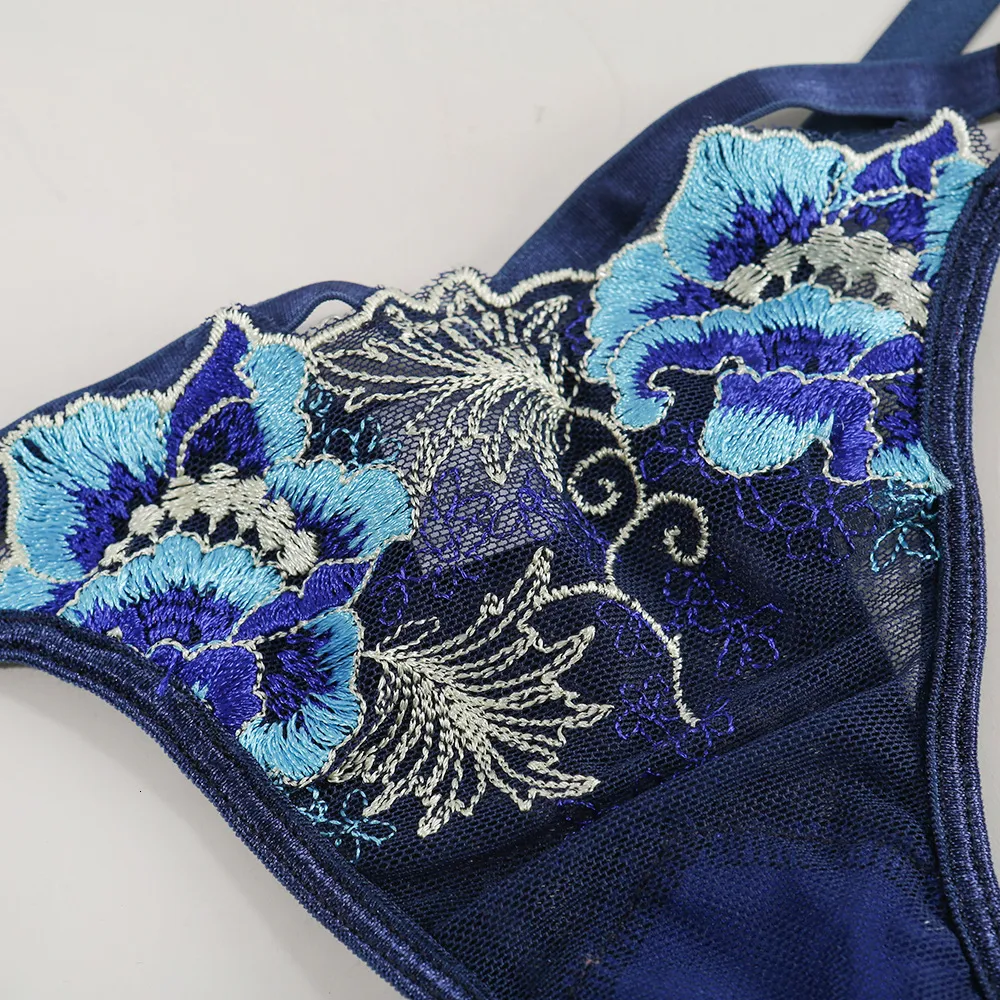 Womens Erotic Lingerie Set Push Up Bra & Embroidered Thong Corset With ...