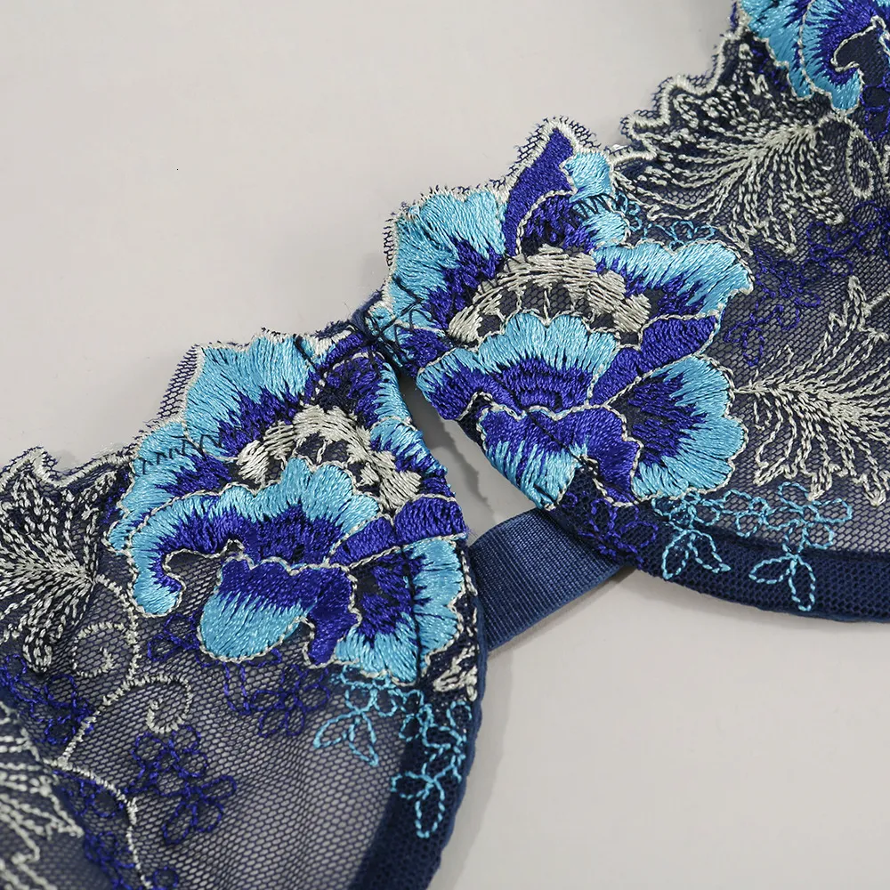 Womens Erotic Lingerie Set Push Up Bra & Embroidered Thong Corset With ...