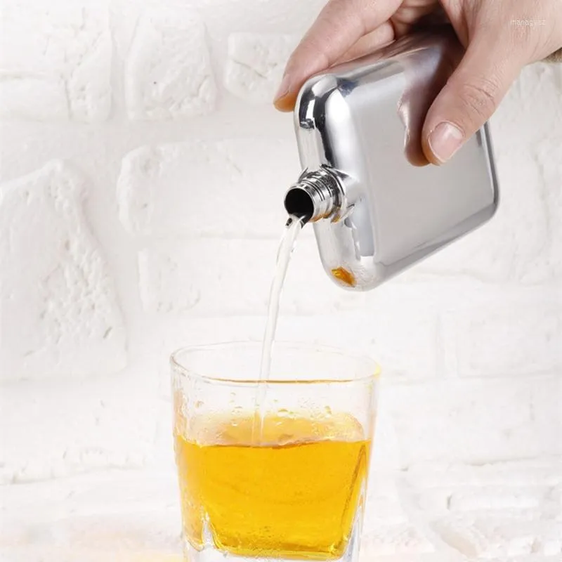 Plain Black Hip Flask Portable 304 Stainless Steel Whiskey Flask Square ...