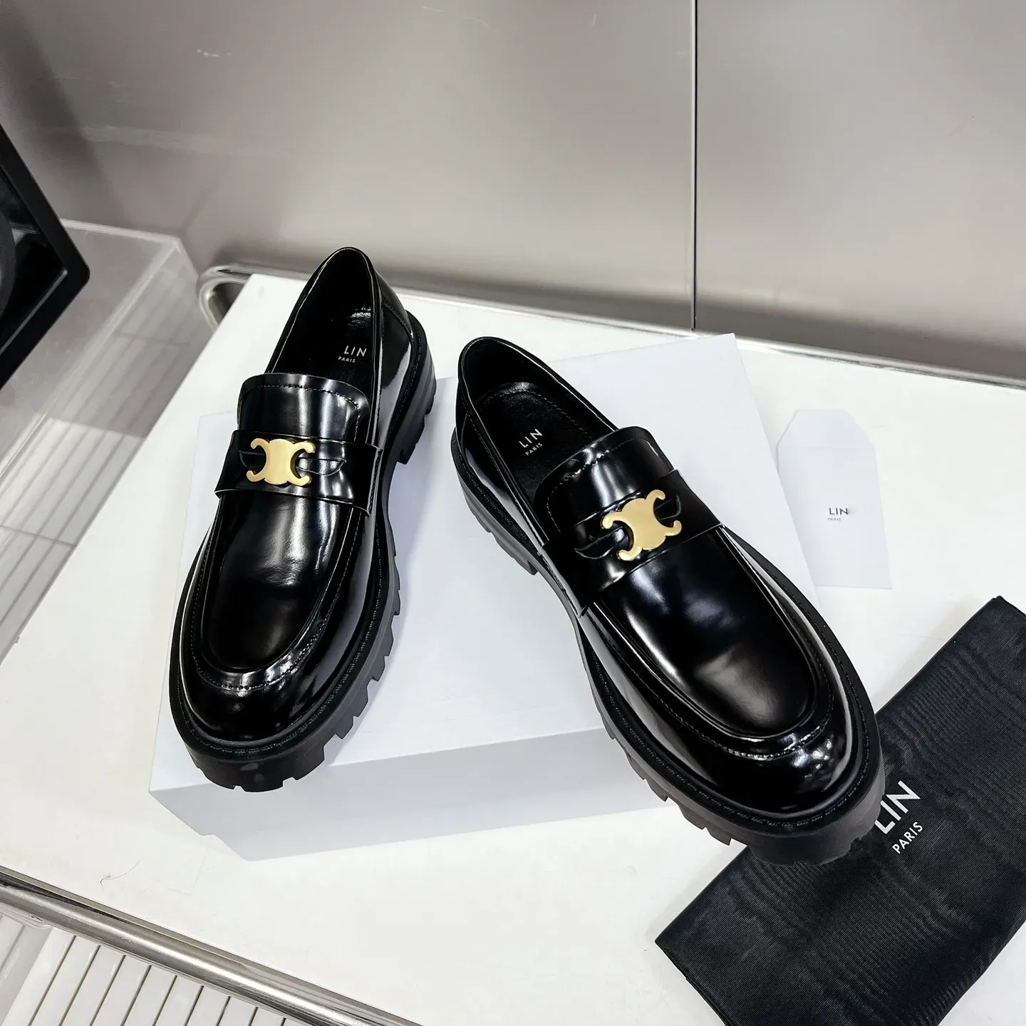 DHgate.com:top loafer Womens 1 1 Designer shoe mens Low Leather Dress ...