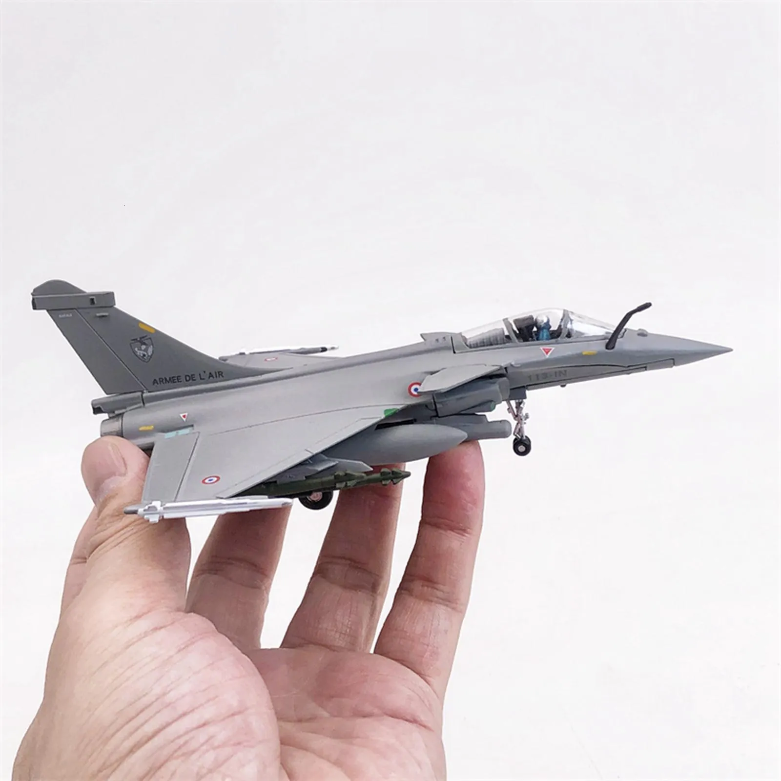Metal Airplane Model 1/100 Scale Diecast Fighter, Collectible Aircraft ...