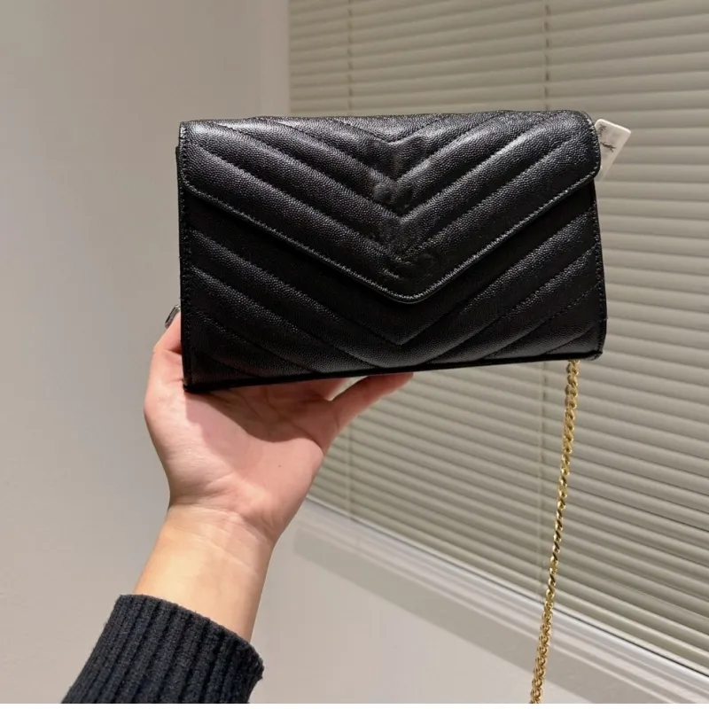 Luxury Genuine Leather Designer Gold Chain Shoulder Bag With Chain ...