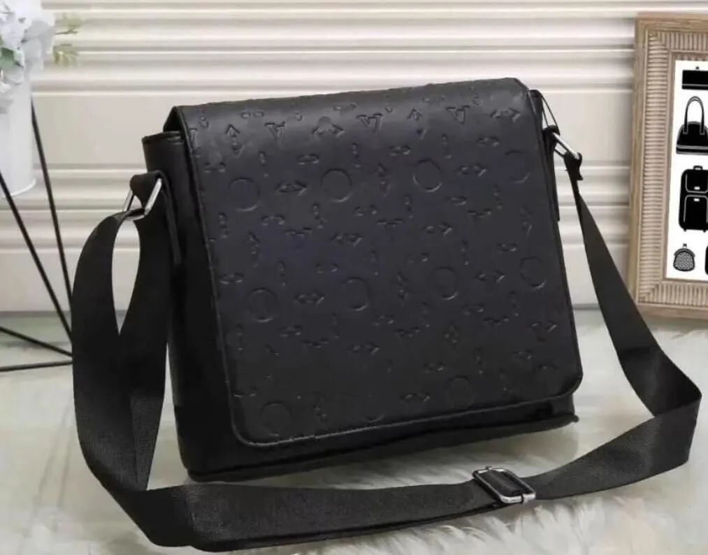 2024 Designer Messenger Bag For Men PU Leather, Embossed, Brown Plaid ...