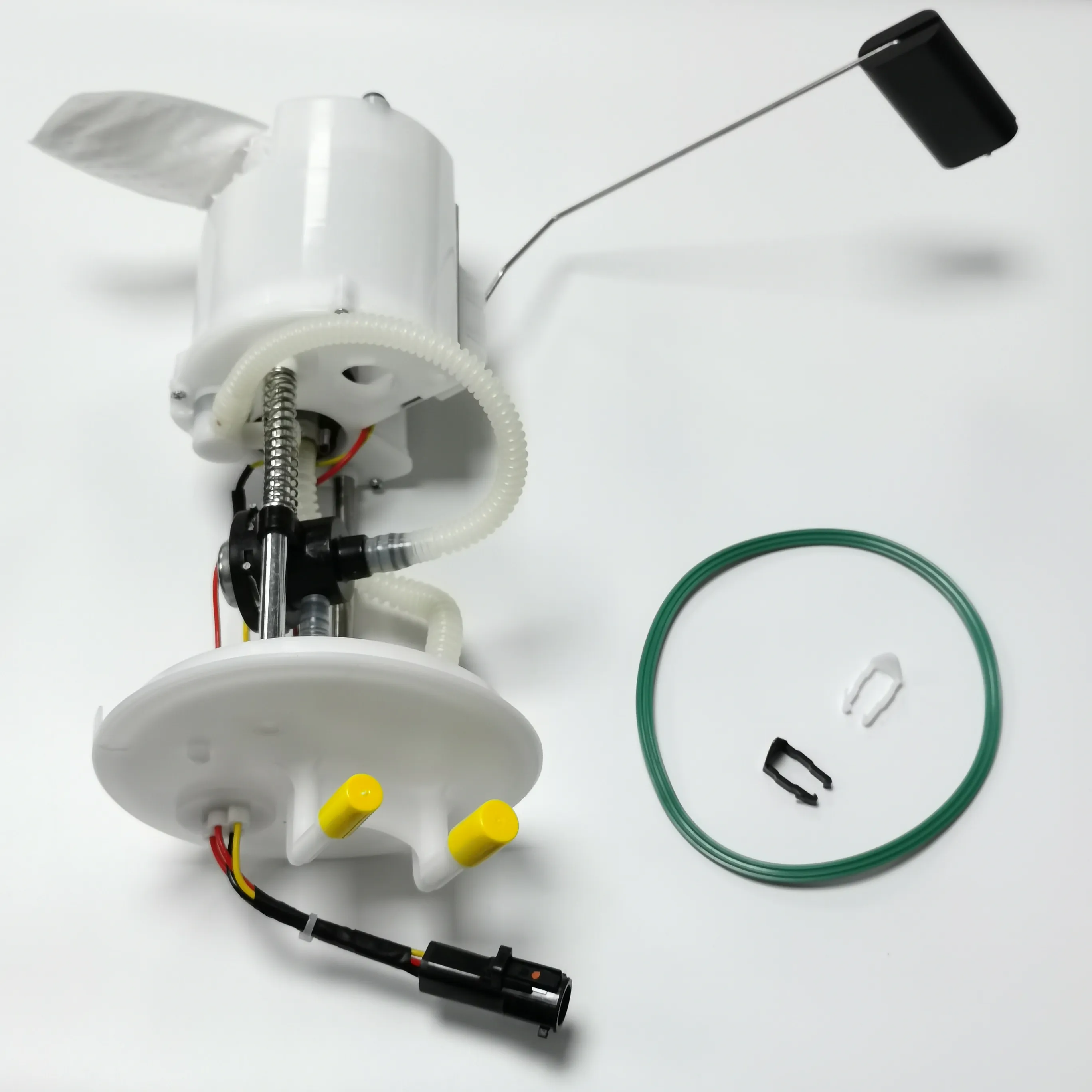 Fuel Filter Assembly For Ford Escape Mazda Tribute 3.0L Engine AJ03 13 ...