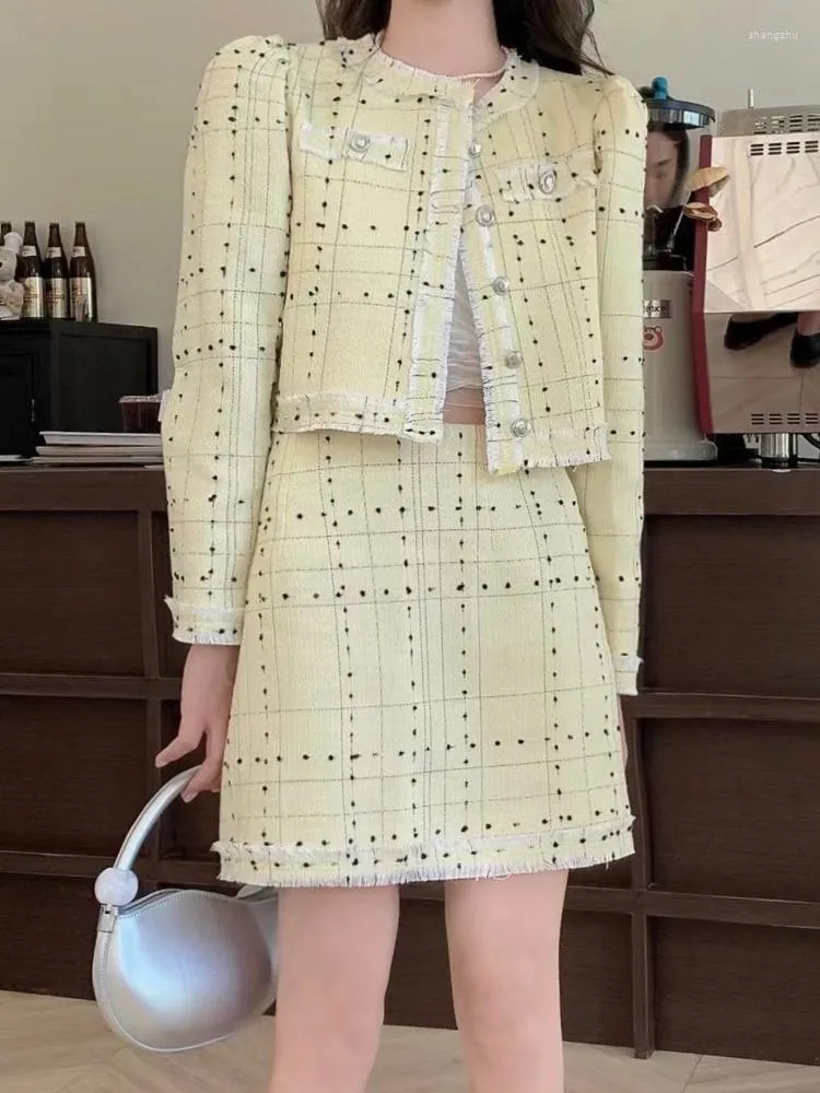 DHgate.com:Sweet Fragrance Tweed 2-Piece Korean Set: Short Jacket ...