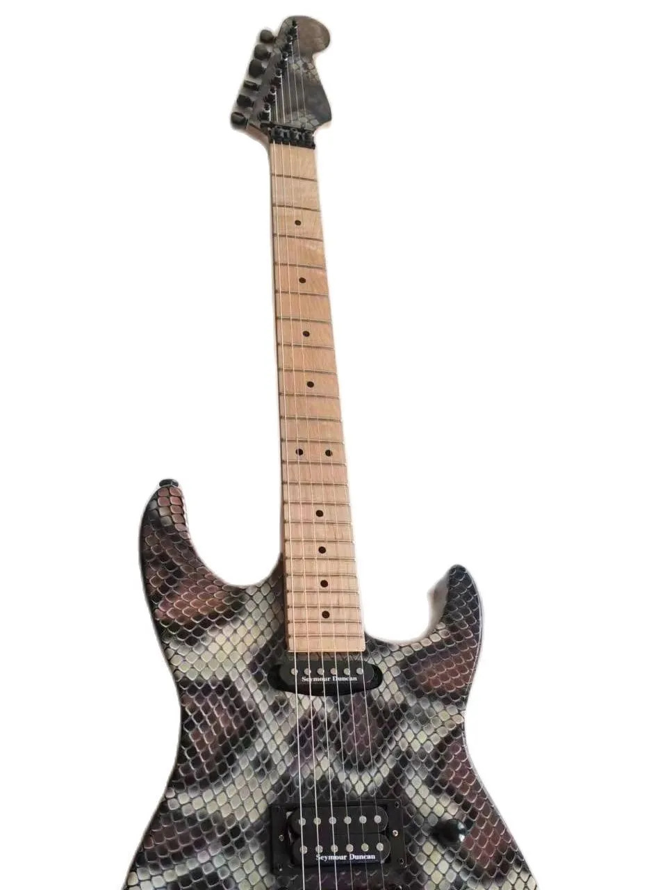 2023 New CUSTOM Electric Guitar Snake Body Pattern From Ylan_guitar_amp ...