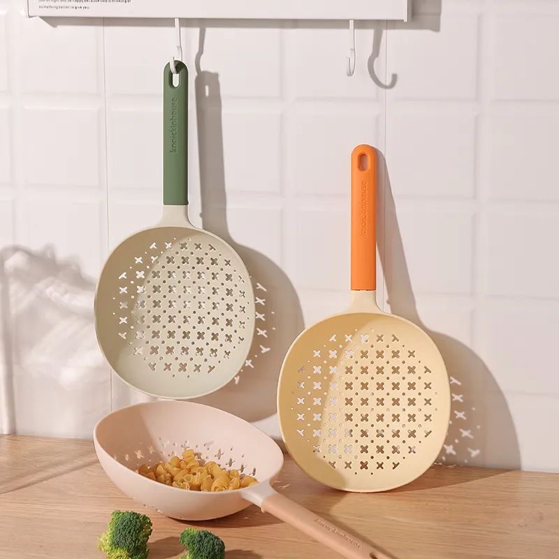 Large Plastic Colander Food Strainer - Long Handle Kitchen Strainer ...