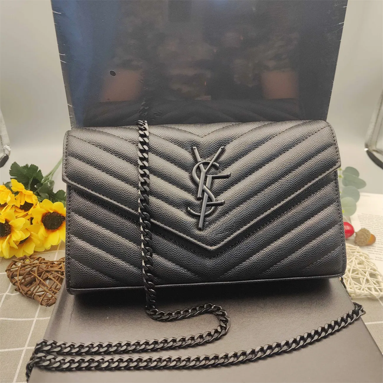 What are the Best Womens Cross Bags for Everyday Use?