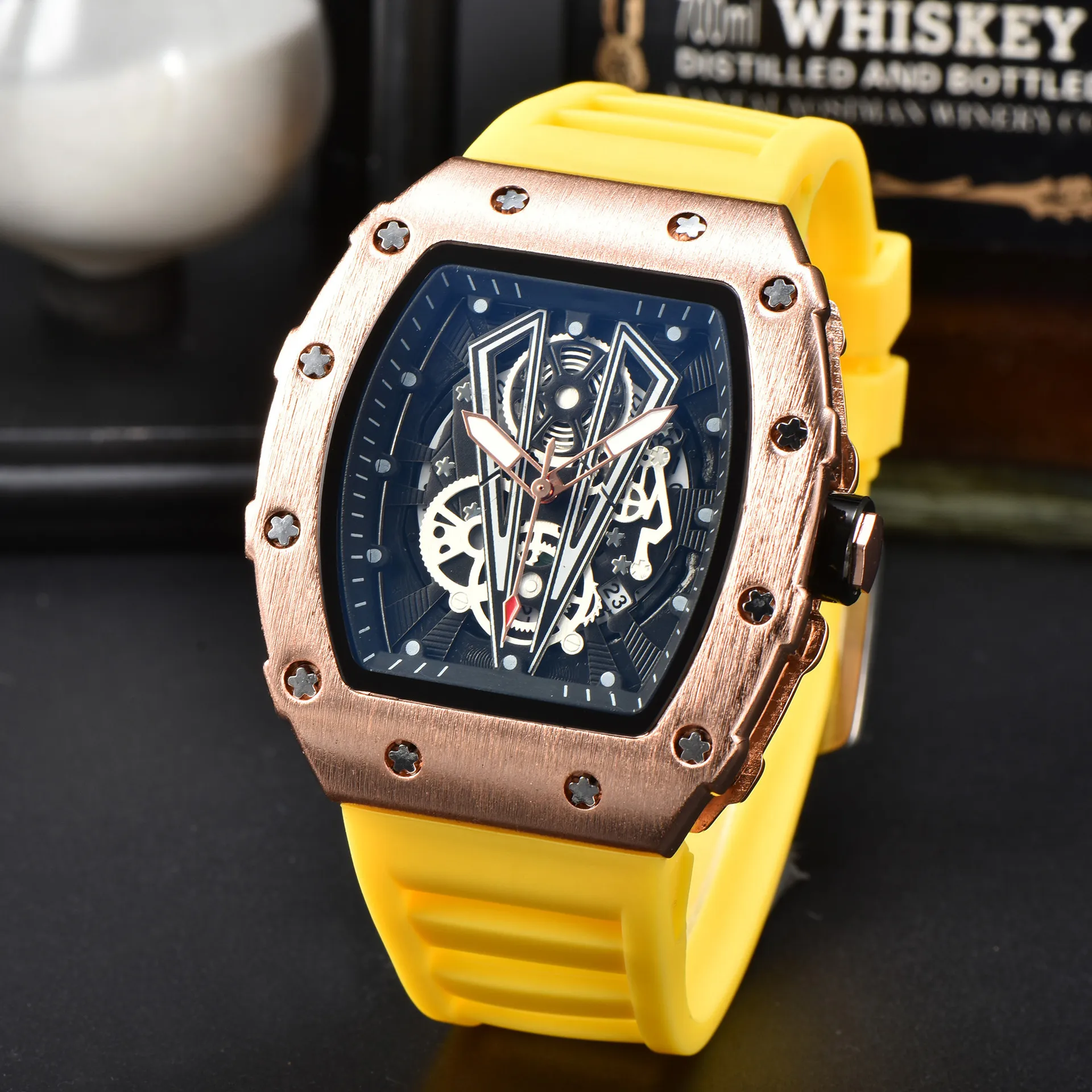 Top Luxury Reloj Hombre Wine Barrel Shaped Quartz... From Kaissbeing ...