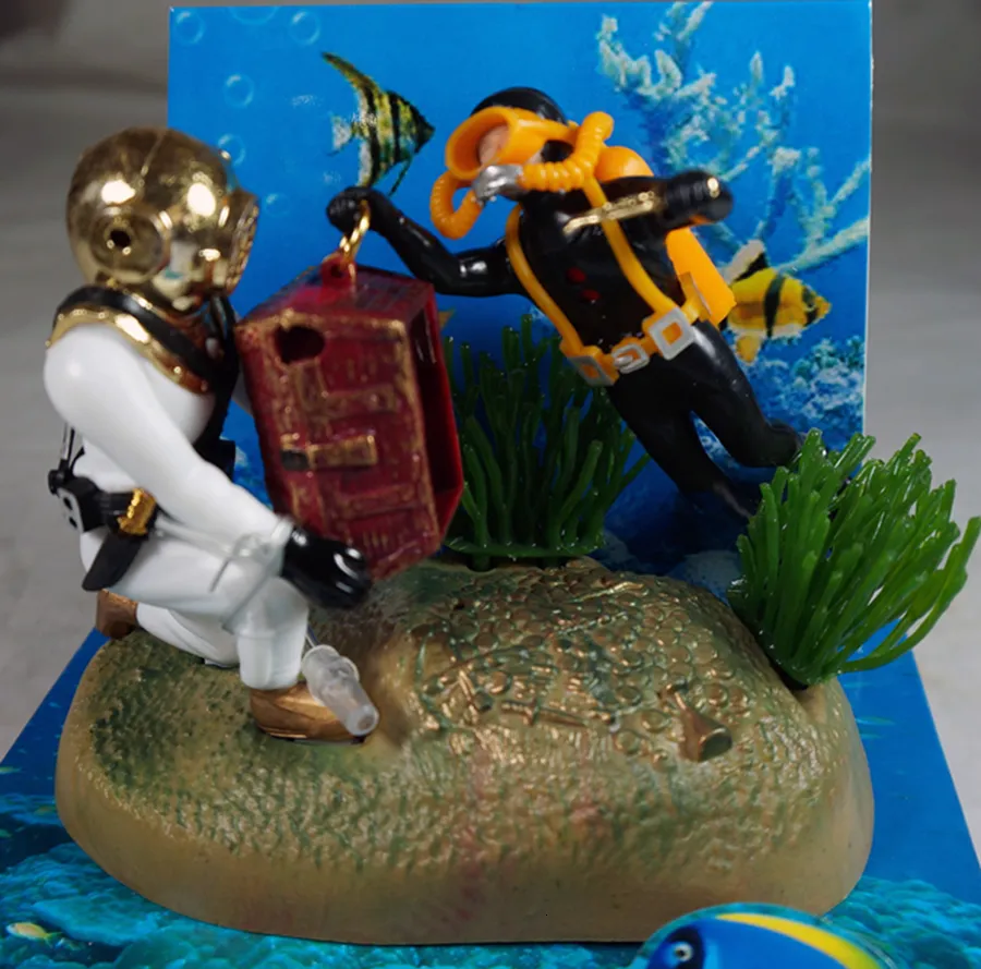 DHgate.com:Undersea Tug of War Fish Tank Ornament, Aquarium Decoration ...