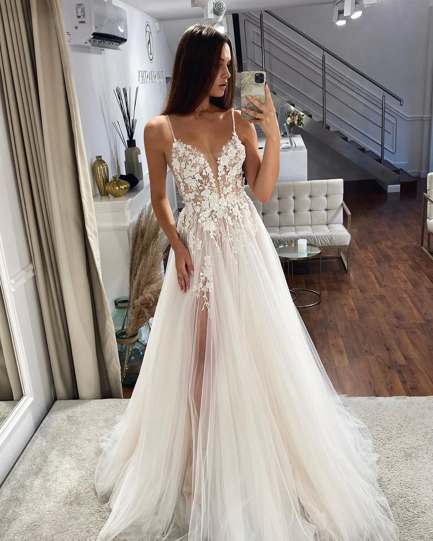 Designer Spaghetti Strap Romantic Bohemian Wedding Dresses Designer Spaghetti Strap Romantic Bohemian Wedding Dresses
