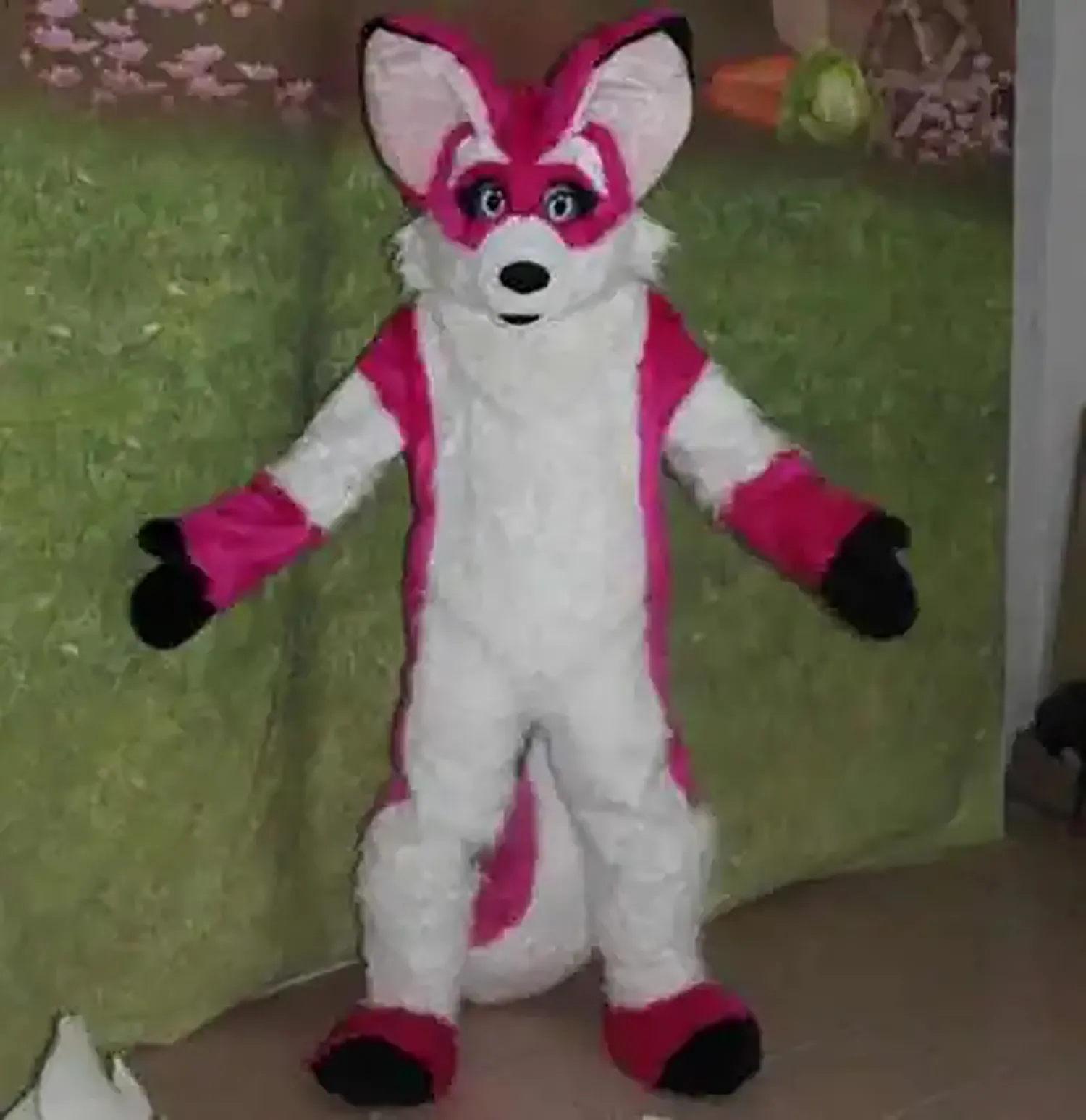 DHgate.com:Red Furry Wolf Fox Mascot Costume for Adults, Perfect for ...