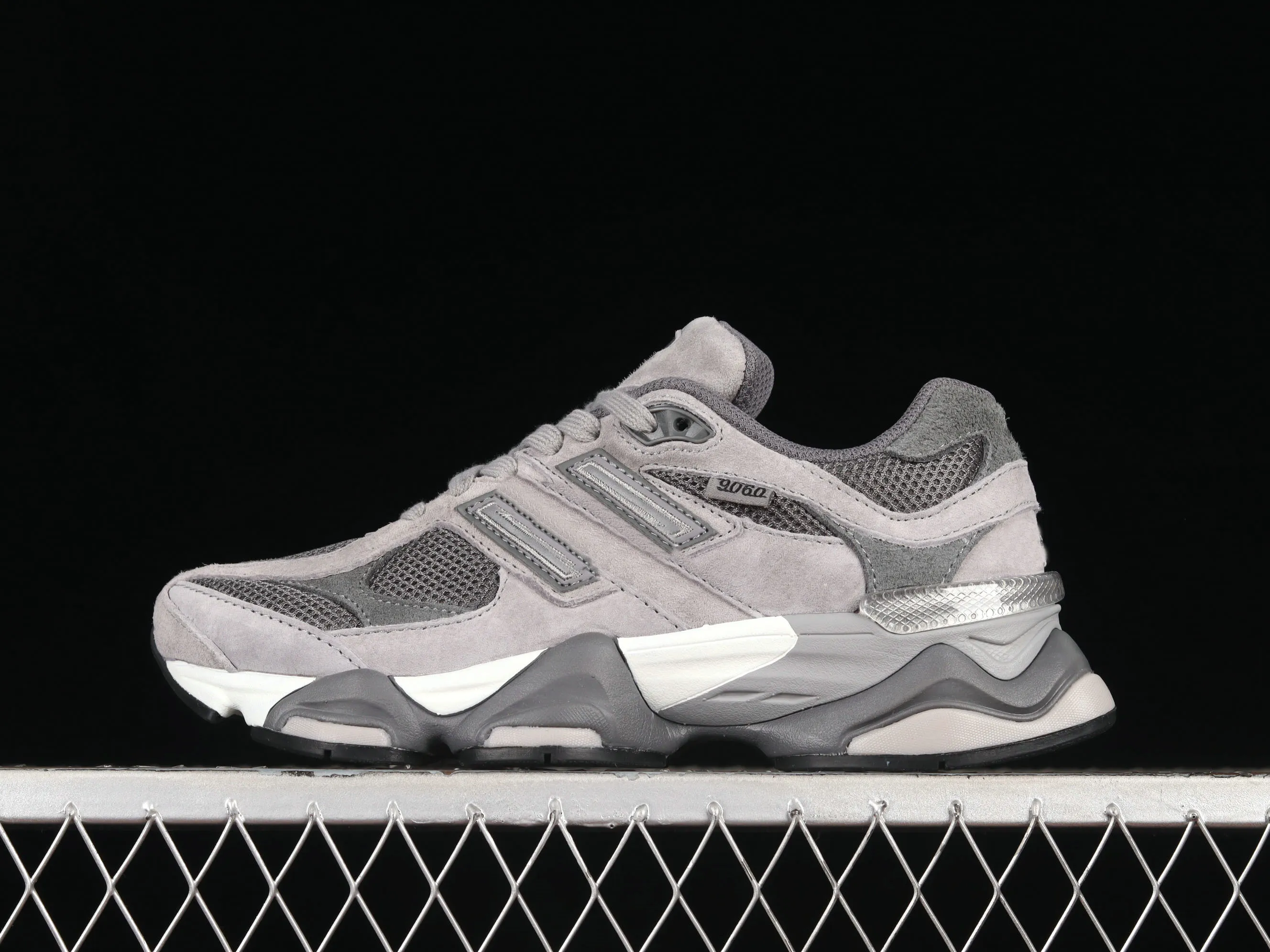 9060 Fashion Shoes Men Women Trainers, Breathable Sneakers, Size 36 45 ...