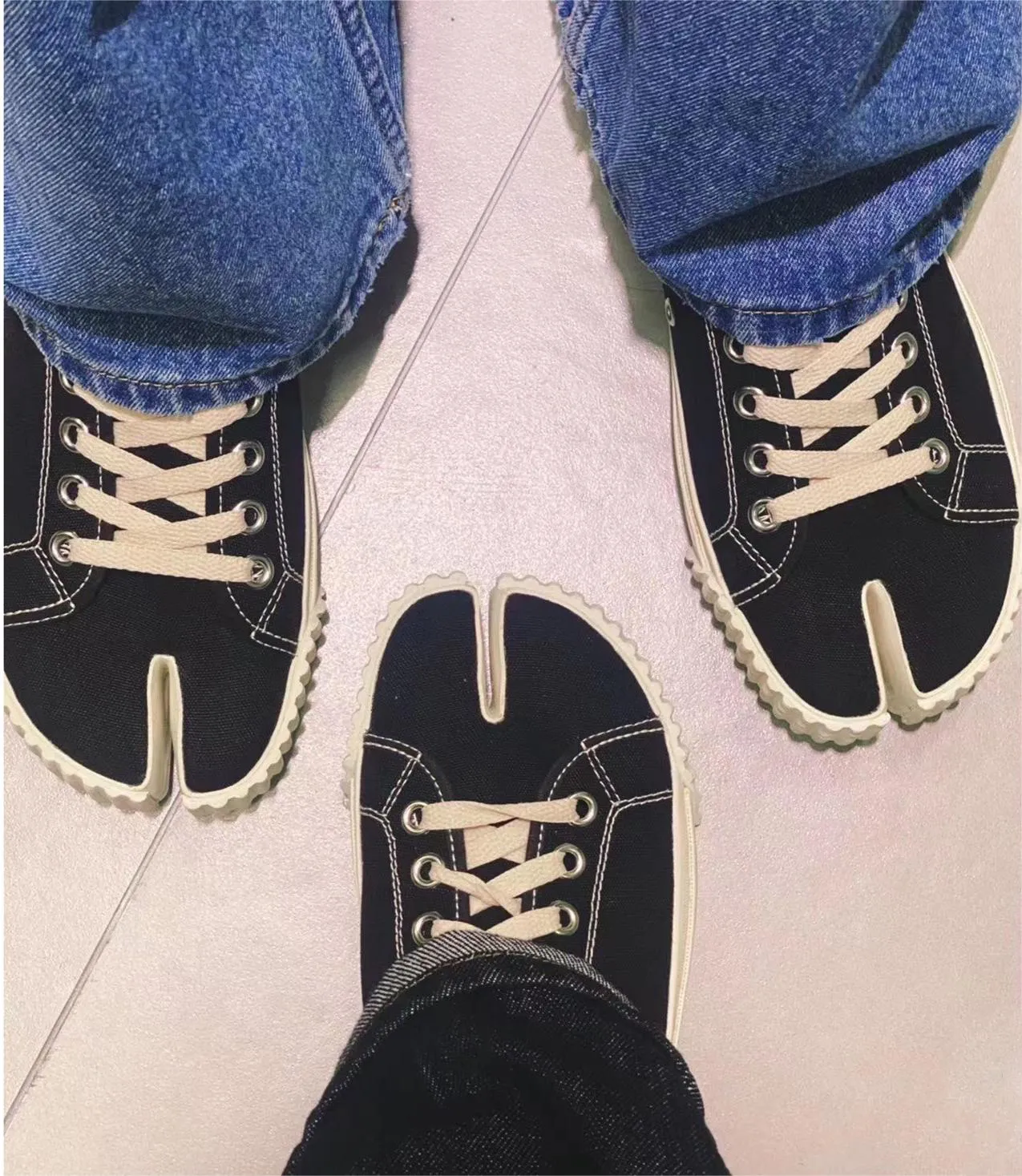 Tabi Luxury Low Canvas Sneakers Canvas Basketball Shoes For Men And ...