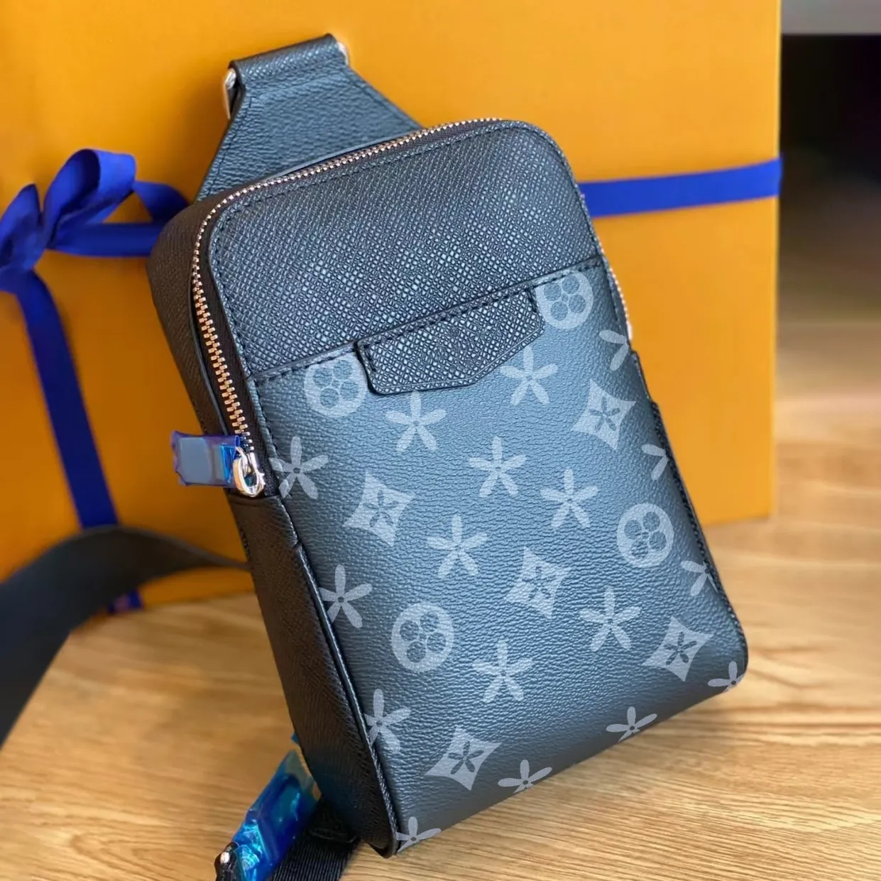DHgate.com:Genuine Leather Sling Bag for Men and Women - Luxury ...