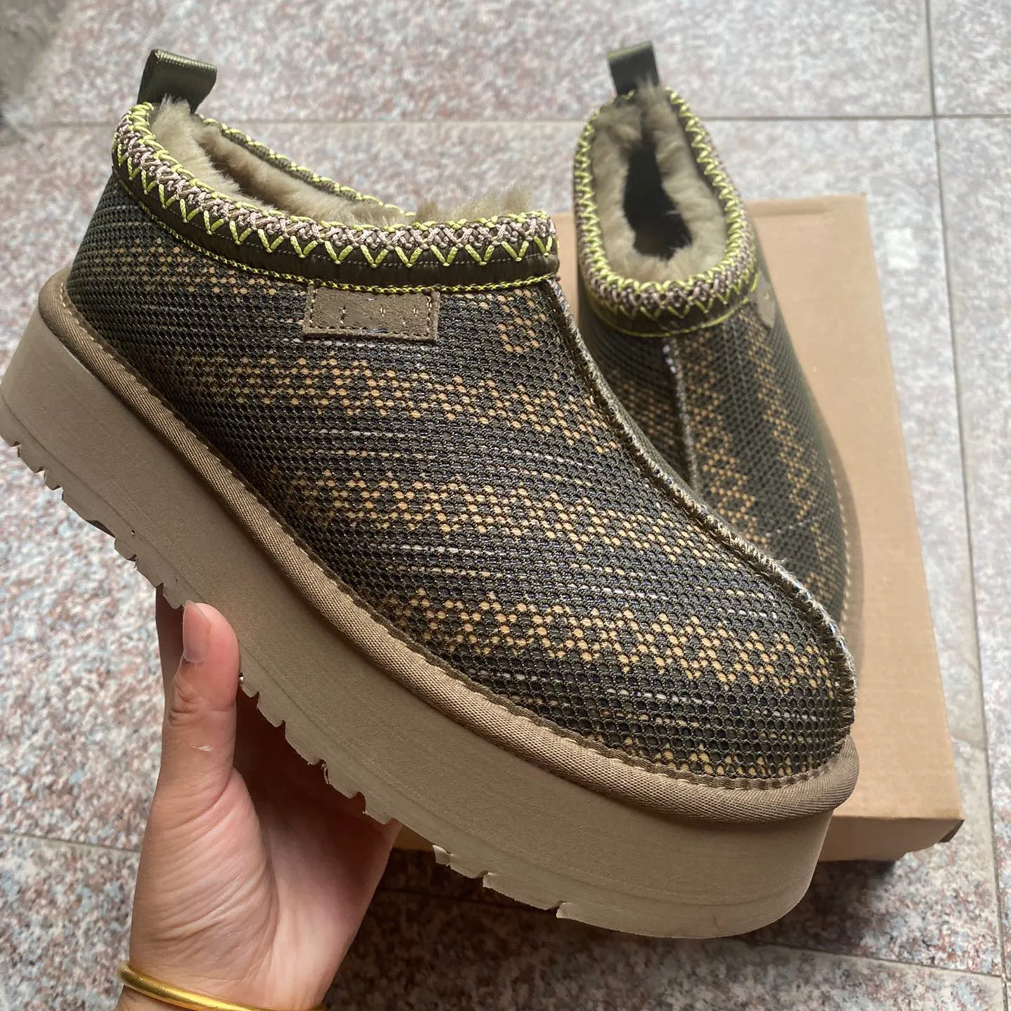 TAZZ Tasman DISQUETE A5 Ultra Mini Platform Tasman Slippers Womens ...