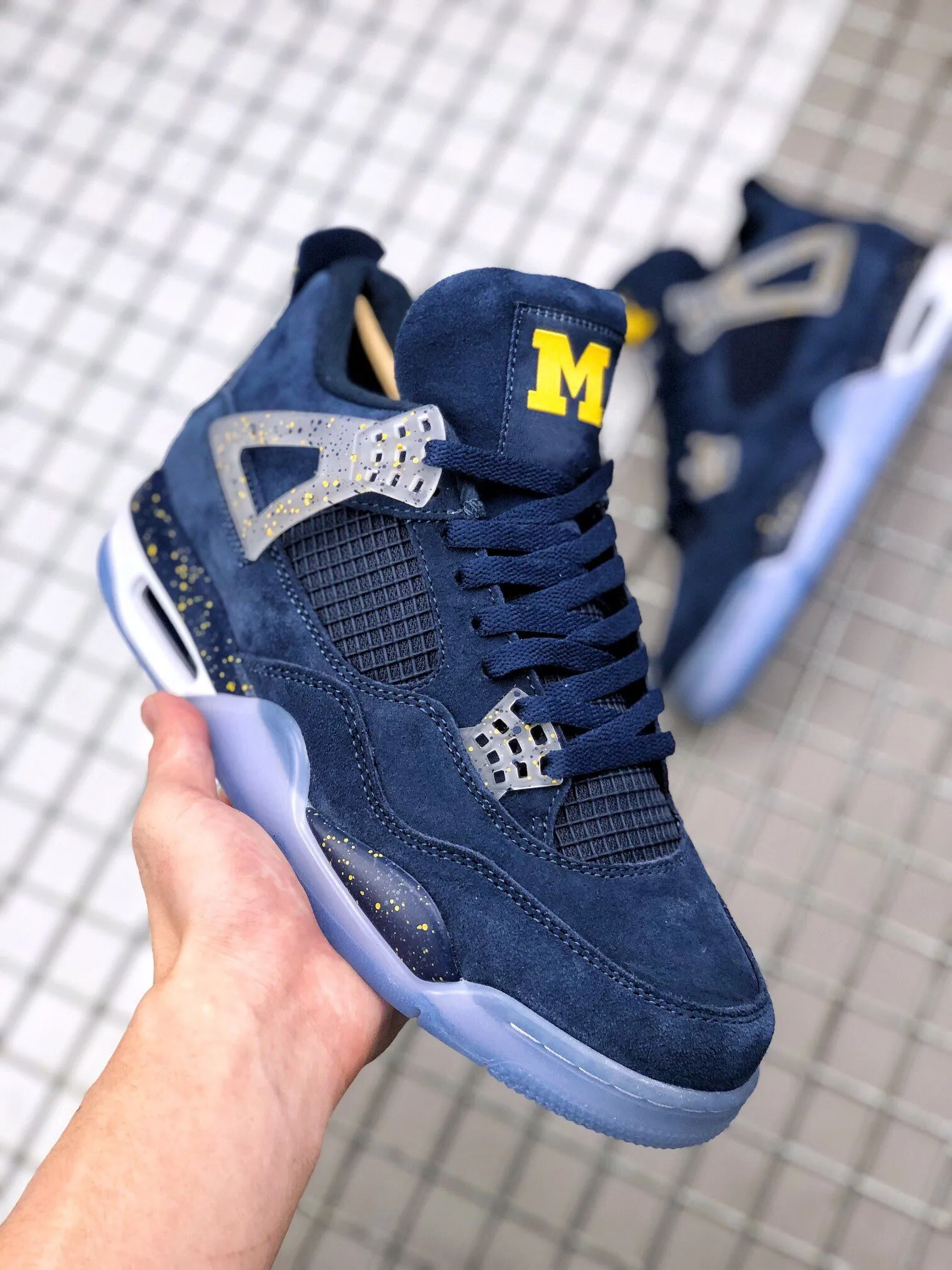 4S Michigan PE Basketball Shoes: Dark Obsidian, University Gold, Black ...