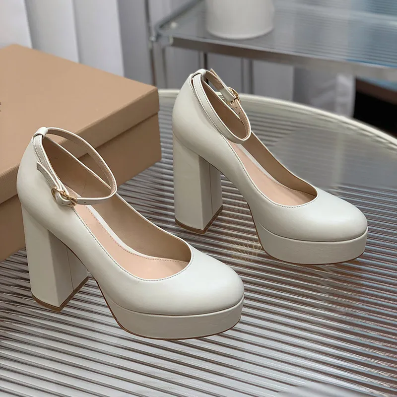 Wholesale Designer Leather Boat Heels With Tassel And Metal Buckle ...