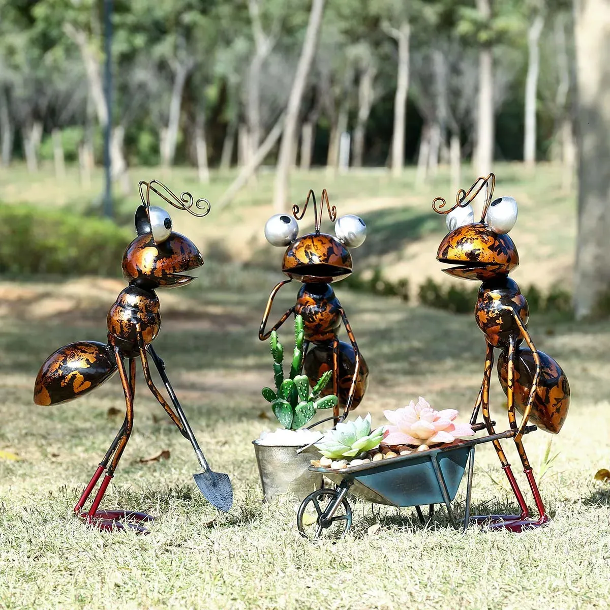 Iron Ant Sculpture Garden Decor 13 Cartoon Ant With Removable Bucket ...