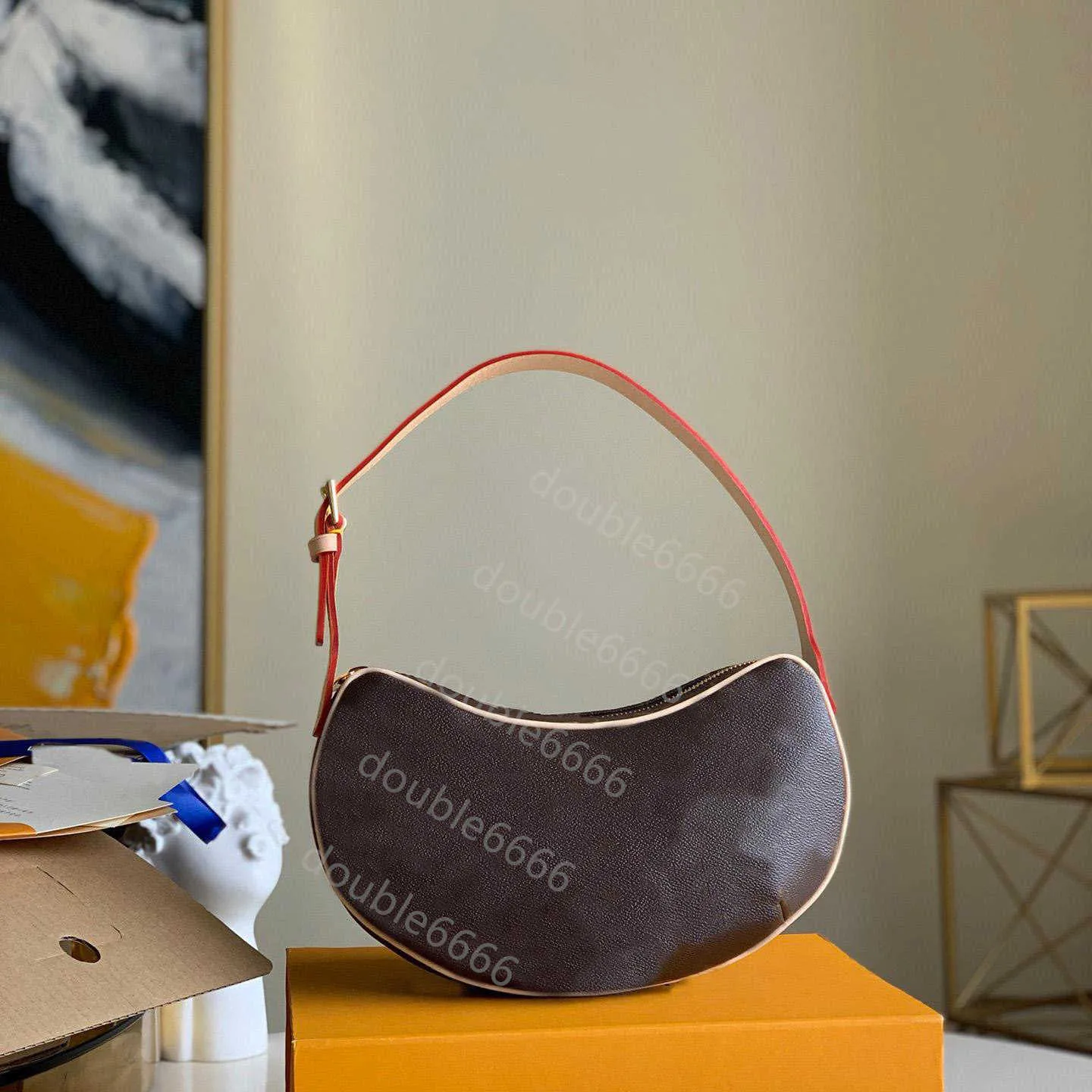 DHgate.com:Luxury Designer Womens Leather Handbags, High-Quality Round ...