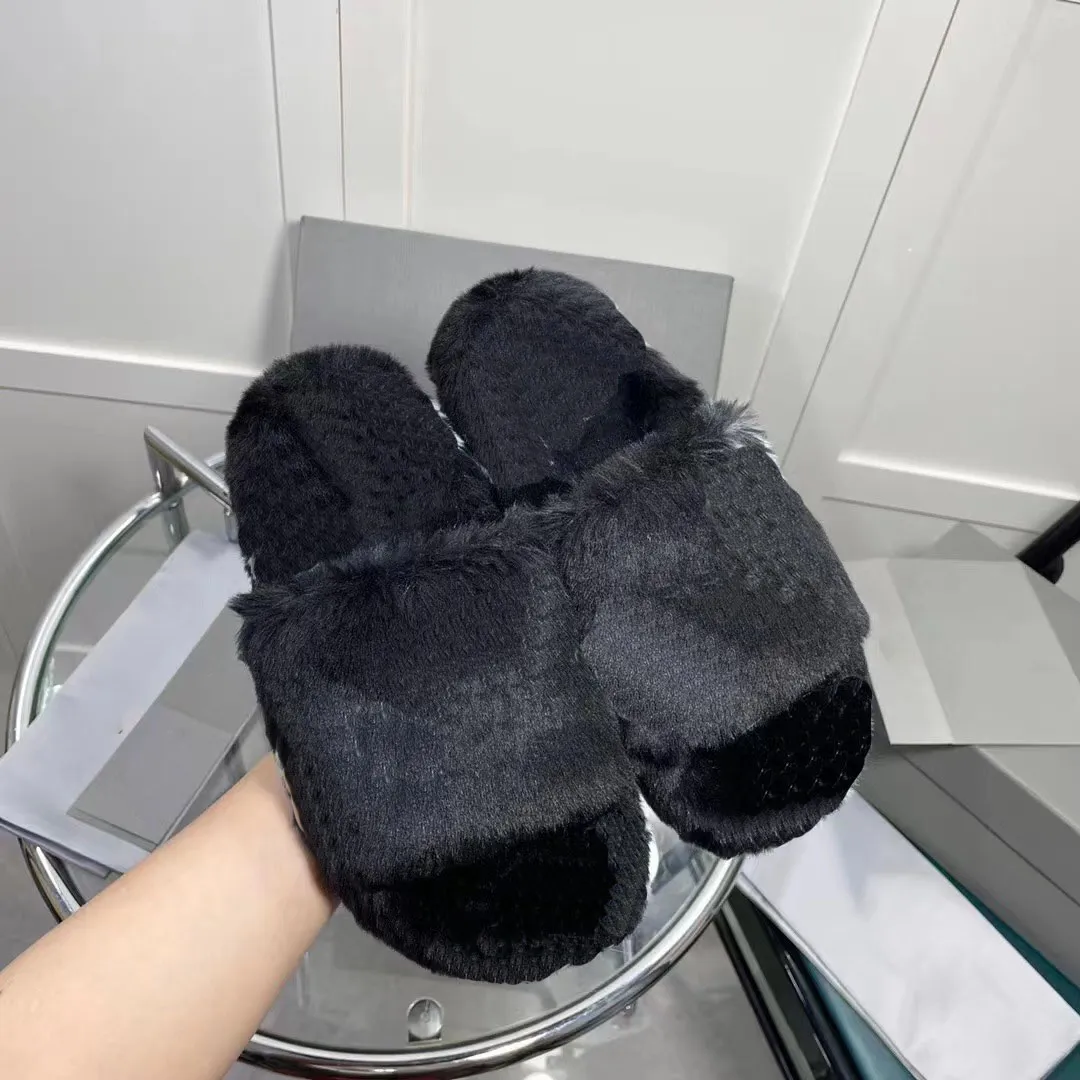 European Rabbit's Hair Beach Shearling Slippers For Men And Women Large ...