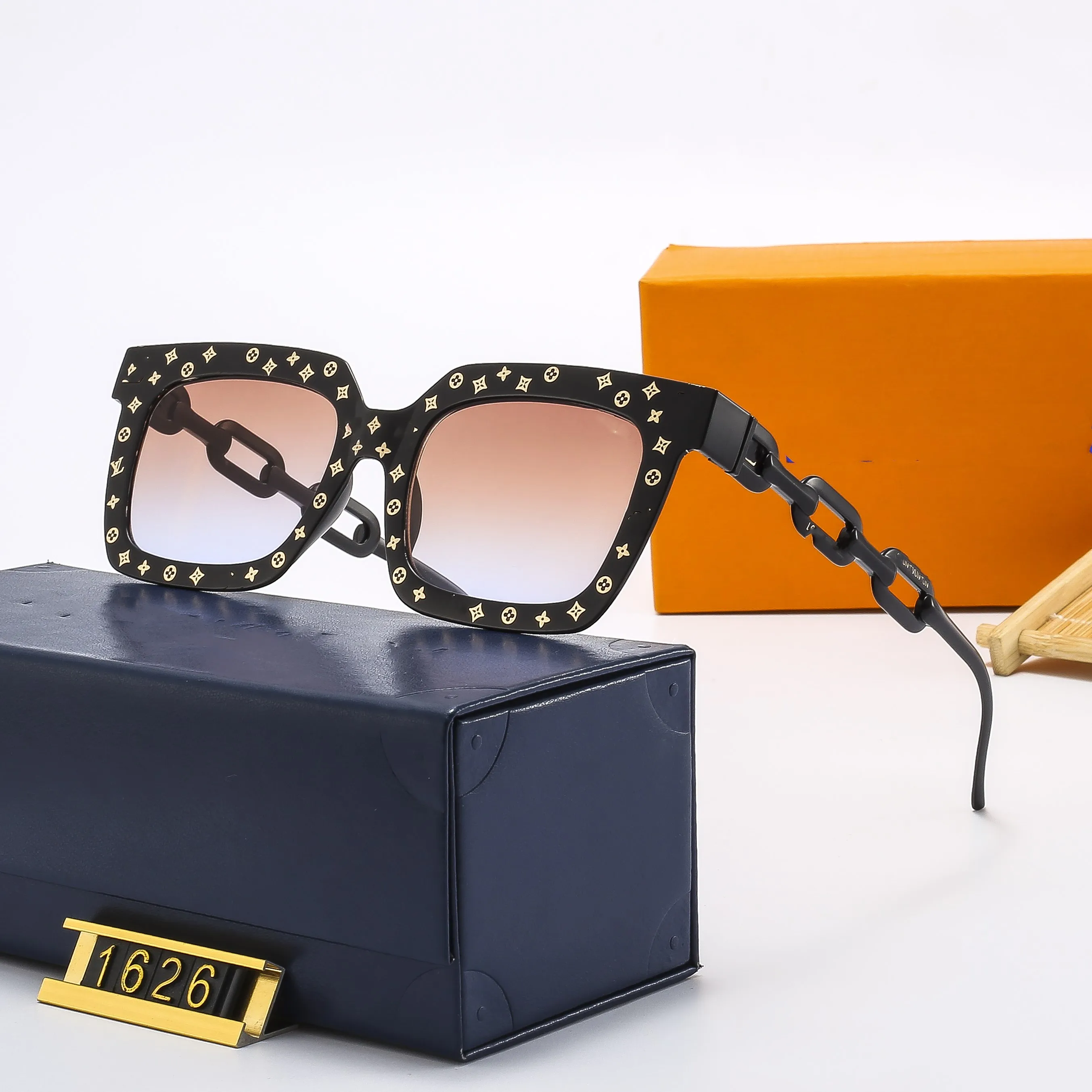 Designer Sunglasses Women: UV400 Protection, Classic Black Frame ...