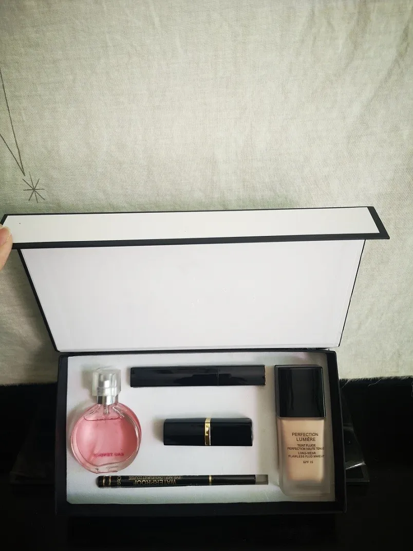 5 In 1 Makeup Gift Set For Women Foundation, Lipstick, Mascara, Perfume ...