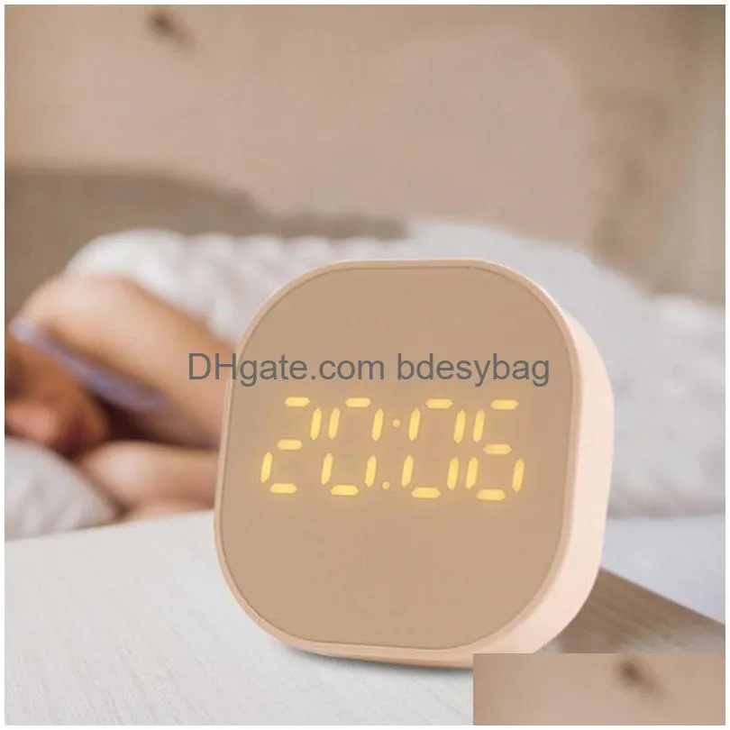 Bedside Table Clock Digital Clock Bedside Clear Display Alarm For Room ...