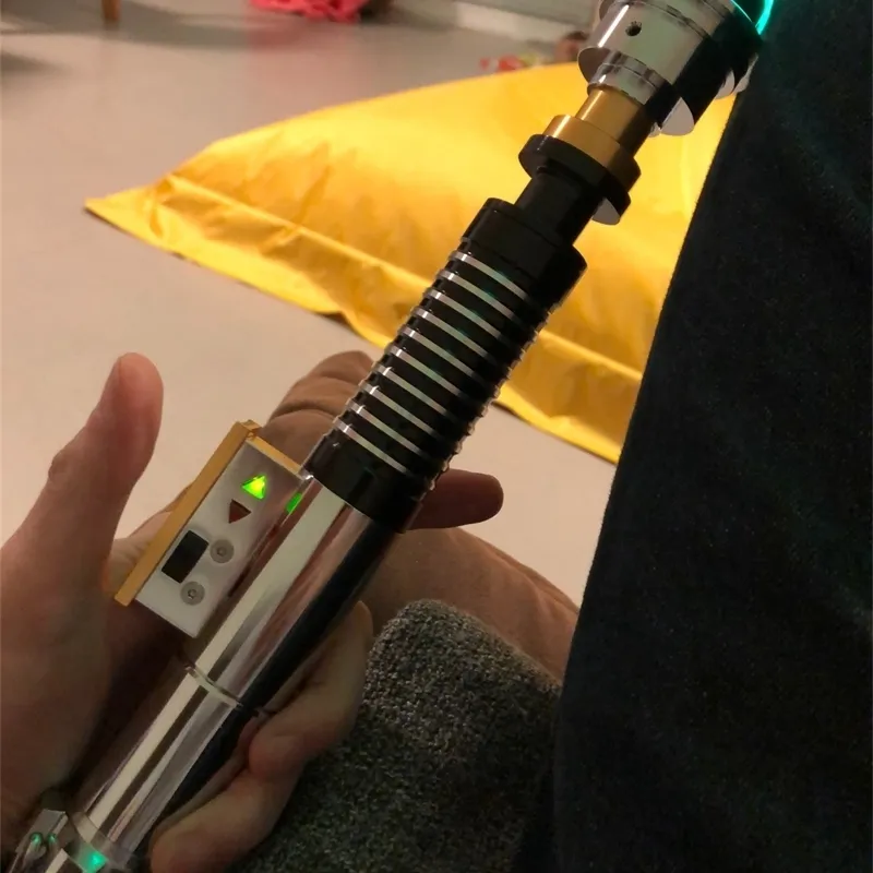 LED Light Sticks 110CM Skywalker Laser Luke Lightsaber With PC Blade ...