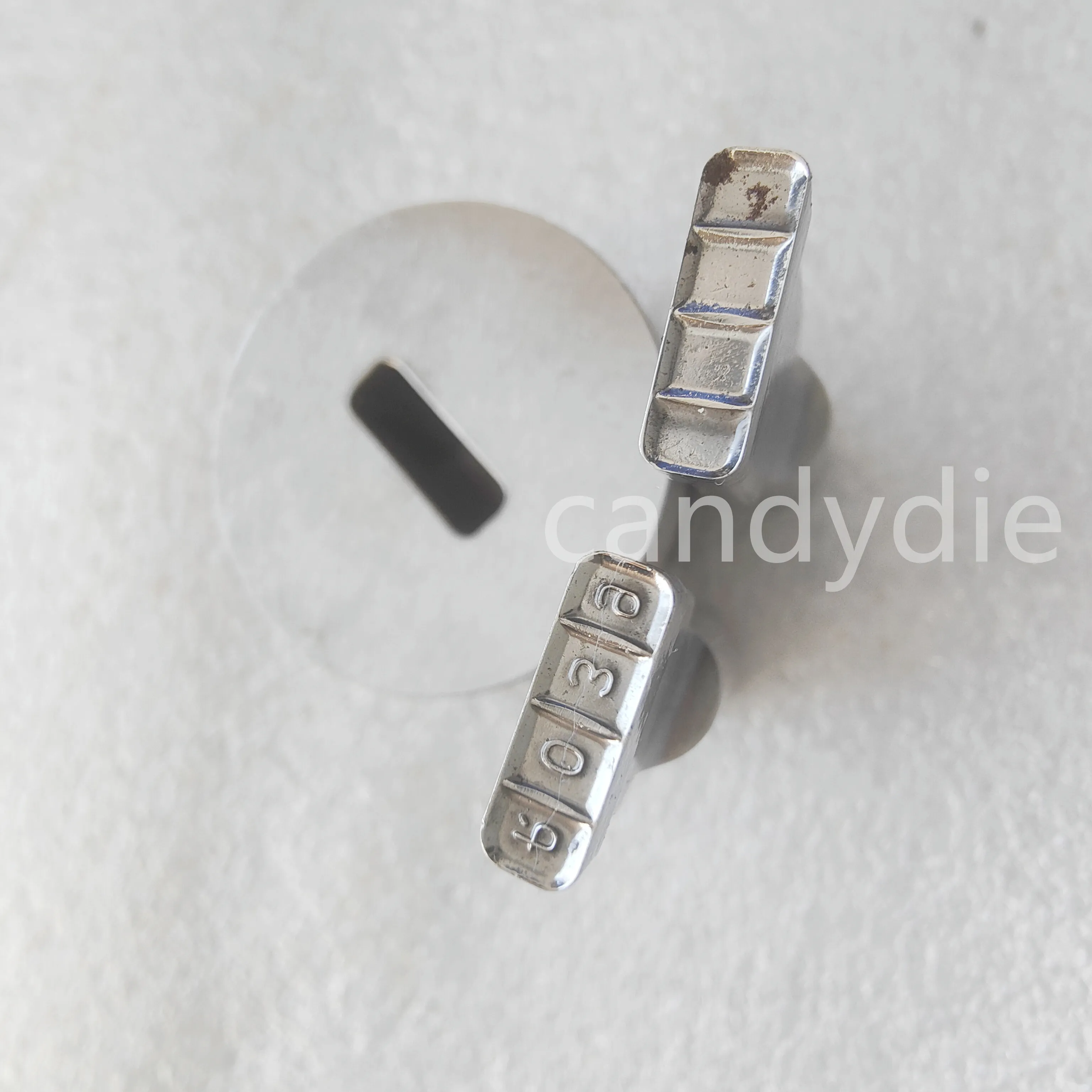 Wholesale USA 3D Number R039 Stamp LOGO Hard Bearing Steel Tool Lab ...