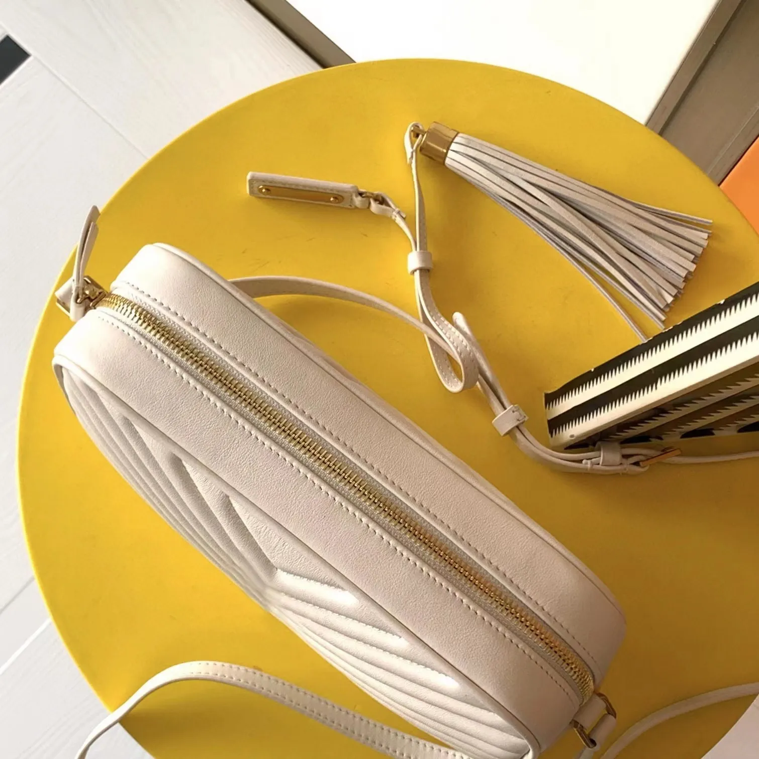 Ladies Camera Handbag: Elegant Cowhide Leather Shoulder Bag Fashionable ...