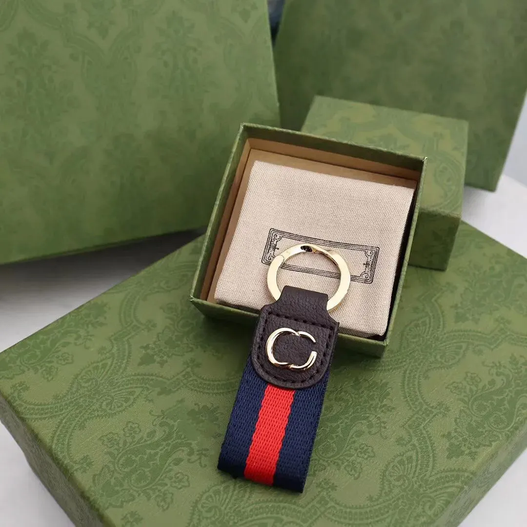 Automotive Keychains Classic Letter Design Key Ring Metal Car Keychains ...