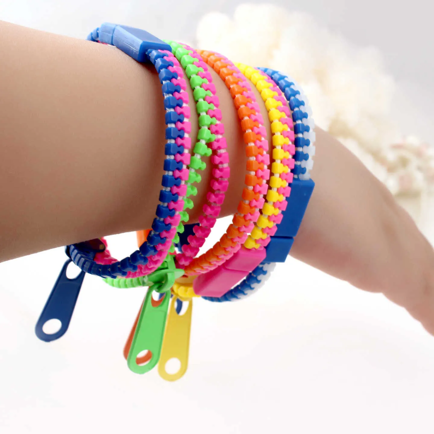 Sensory Zipper Bracelet - ADHD, Autism Stress Relief Toy for Kids ...
