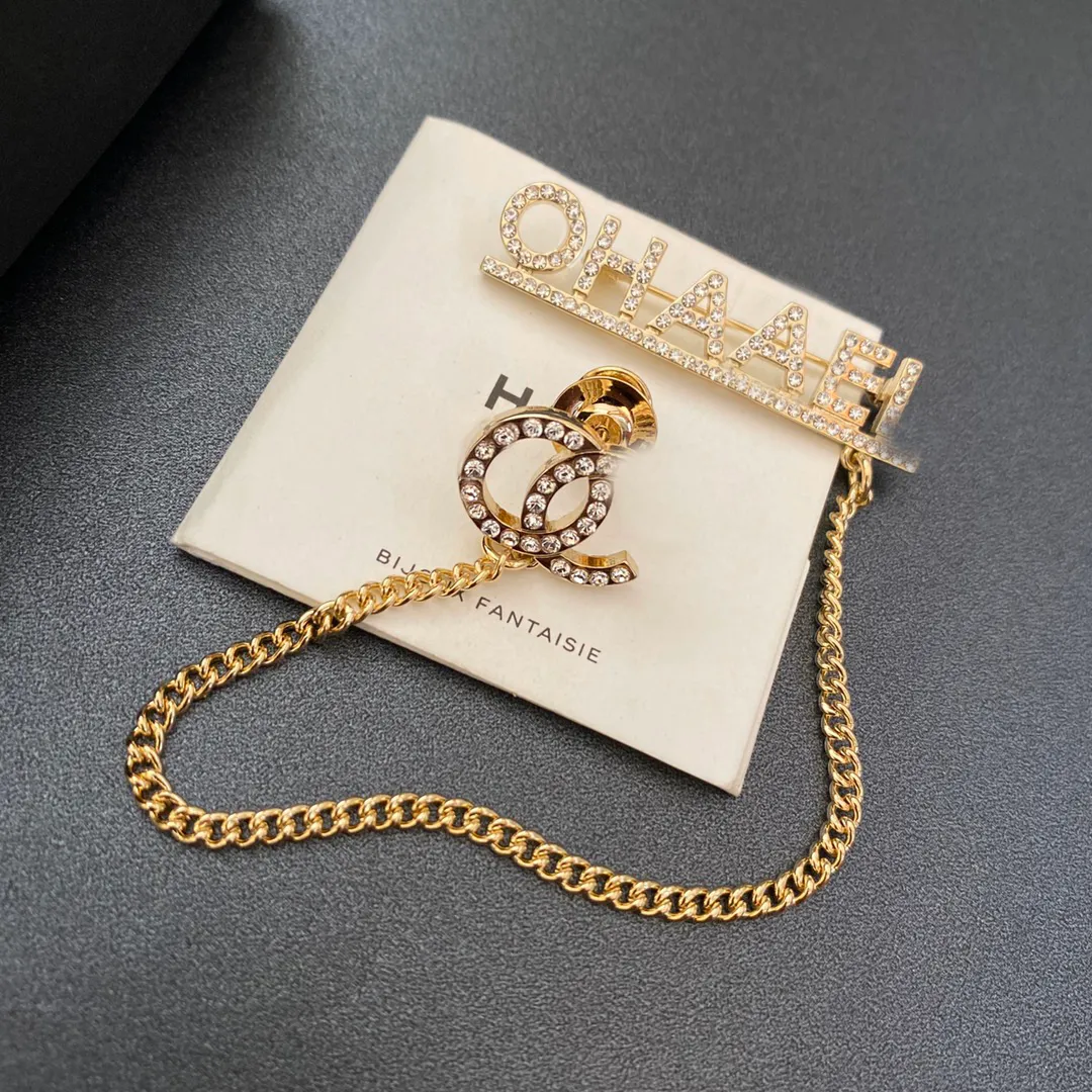 Luxury Designer Brooch Pin With Rhinestone Crystal Embellishments Real ...