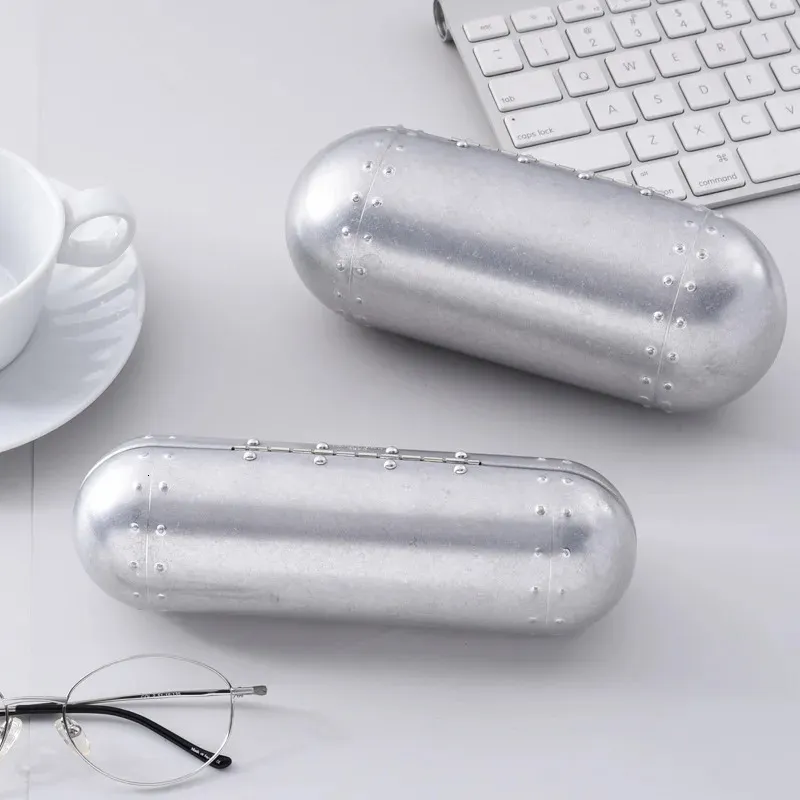 Aluminum Round Eyeglasses Case: Lightweight, Pressure Resistant ...