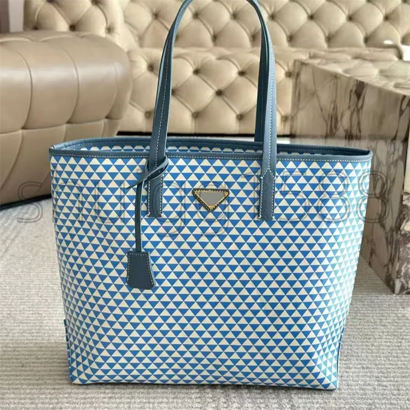 Luxury Symbole Embroidered Green Goyard Tote ... From Shuigg1588, $58. ...