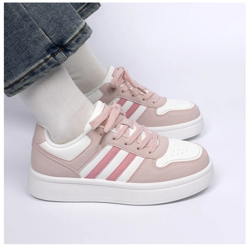 Designer Sneakers: Women's Casual Breathable Shoes, New Comfortable ...