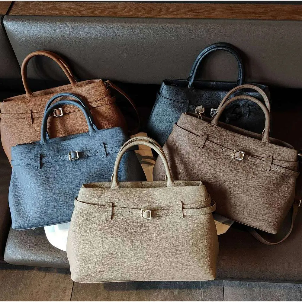 Artistic Temperamen Versatile Grey Large Capacity Travel Tote Natural ...